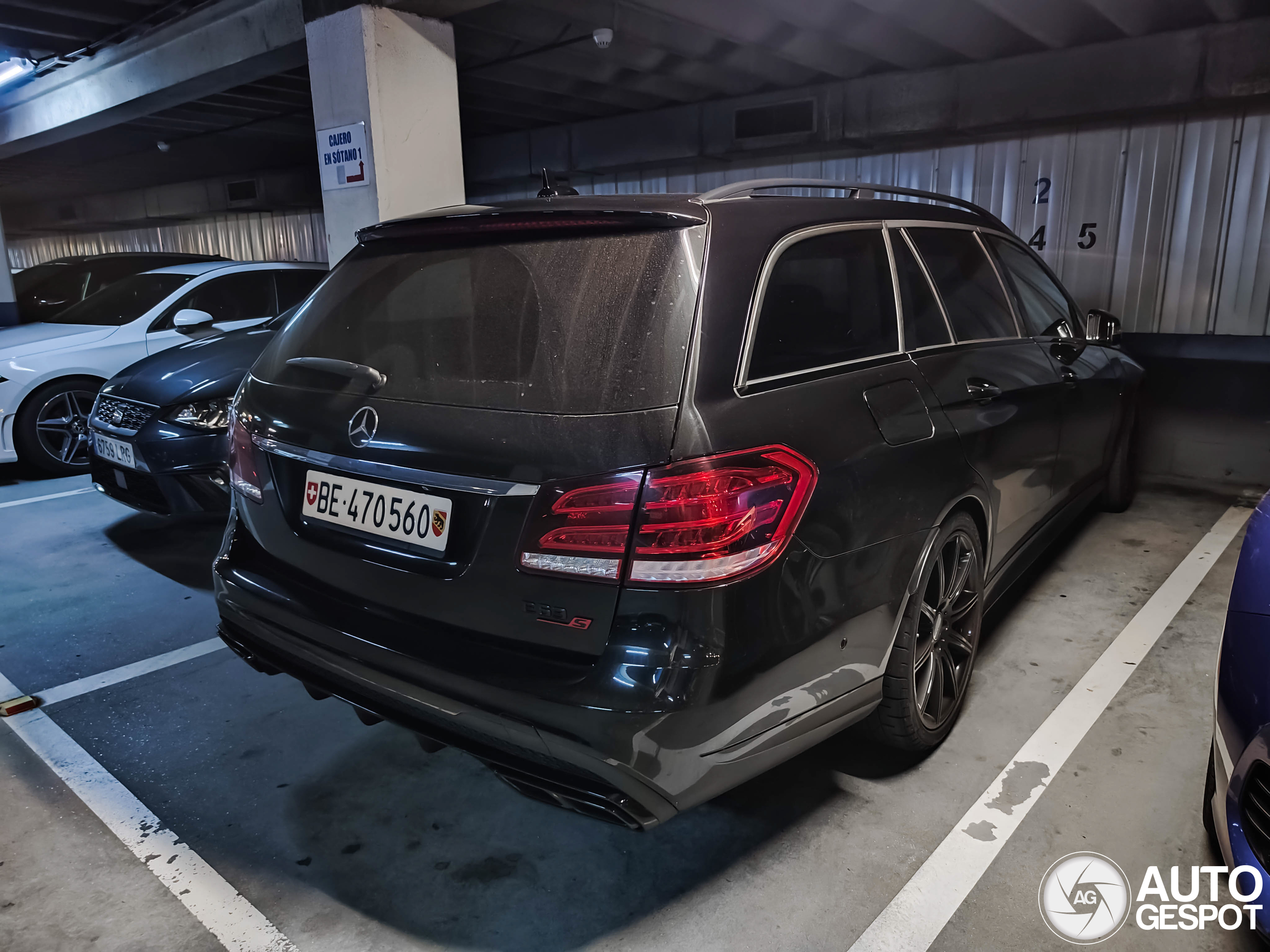 Mercedes-Benz E 63 AMG S Estate S212 - 17 November 2025 - Autogespot