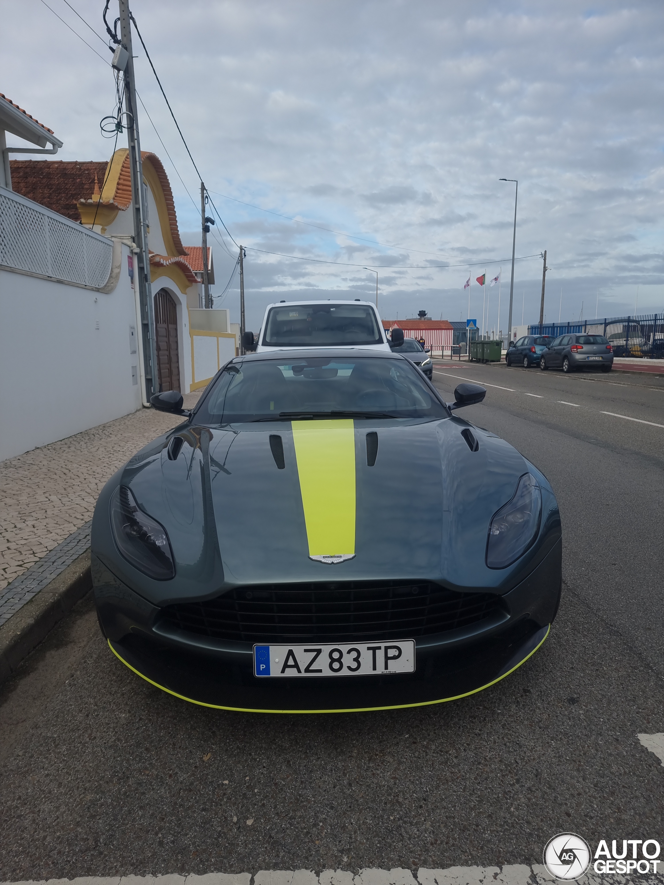 Aston Martin DB11 AMR Signature Edition - 19 November 2025 - Autogespot
