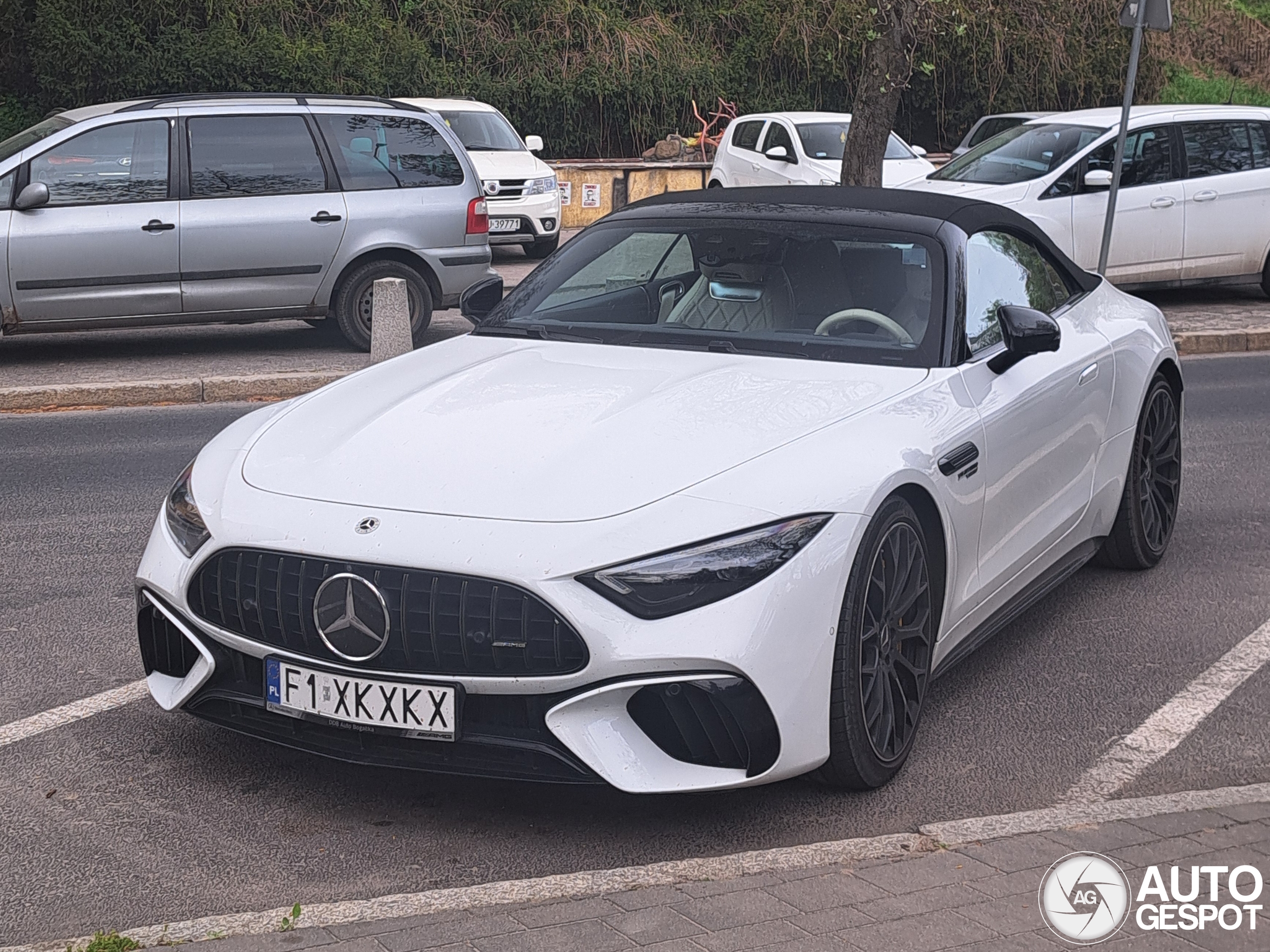 Mercedes-AMG SL 63 R232 - 20 November 2025 - Autogespot