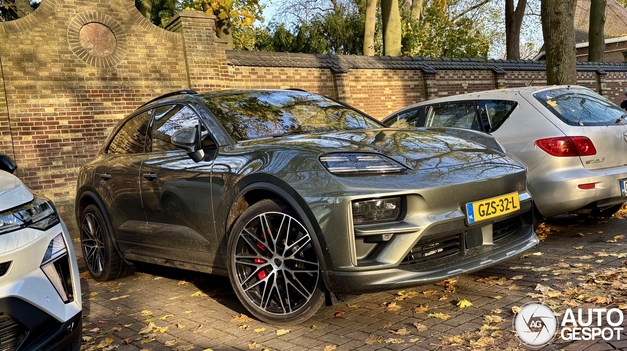 Porsche Macan EV Turbo - 22 November 2025 - Autogespot
