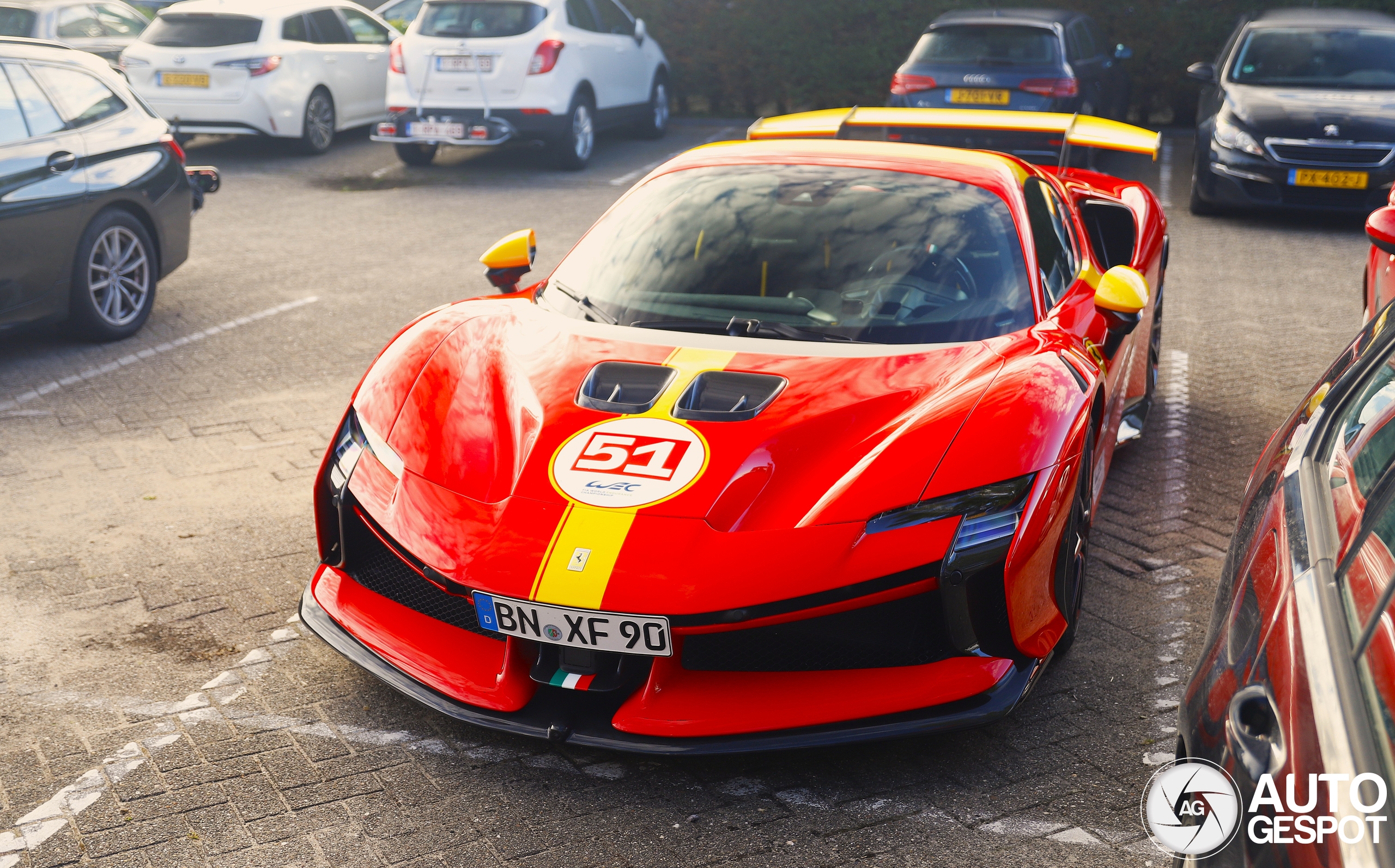 Ferrari SF90 XX Spider Le Mans Edition - 25 November 2025 - Autogespot