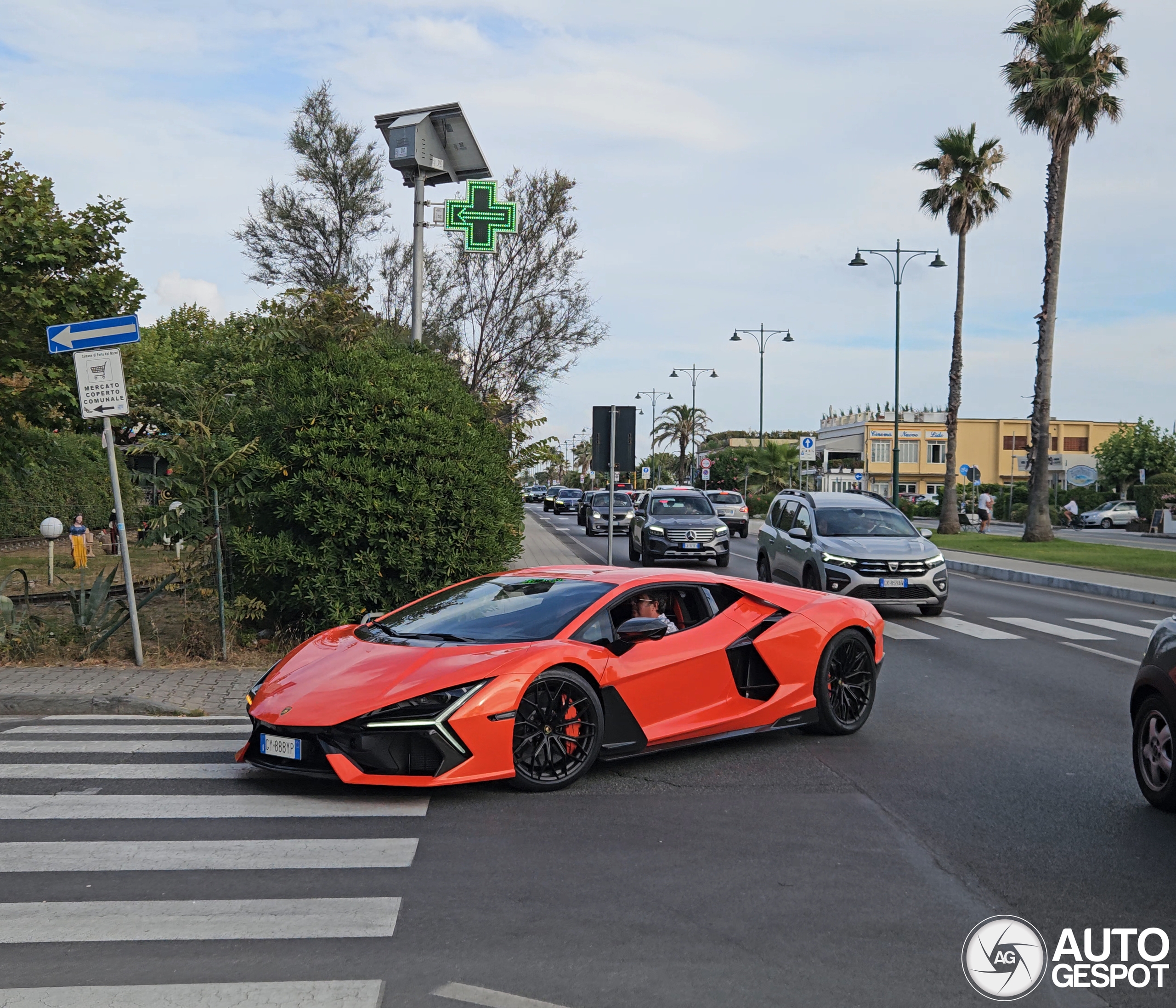 Lamborghini Revuelto - 25 November 2025 - Autogespot