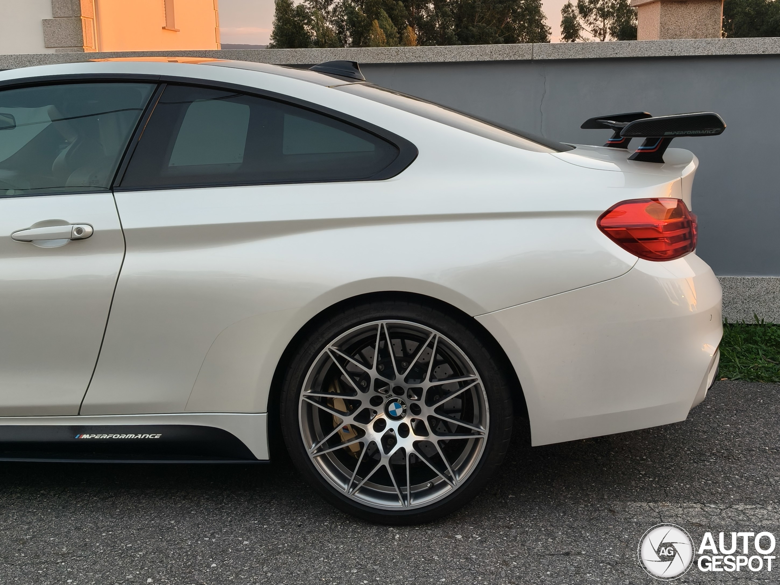 BMW M4 F82 CS - 28 November 2025 - Autogespot