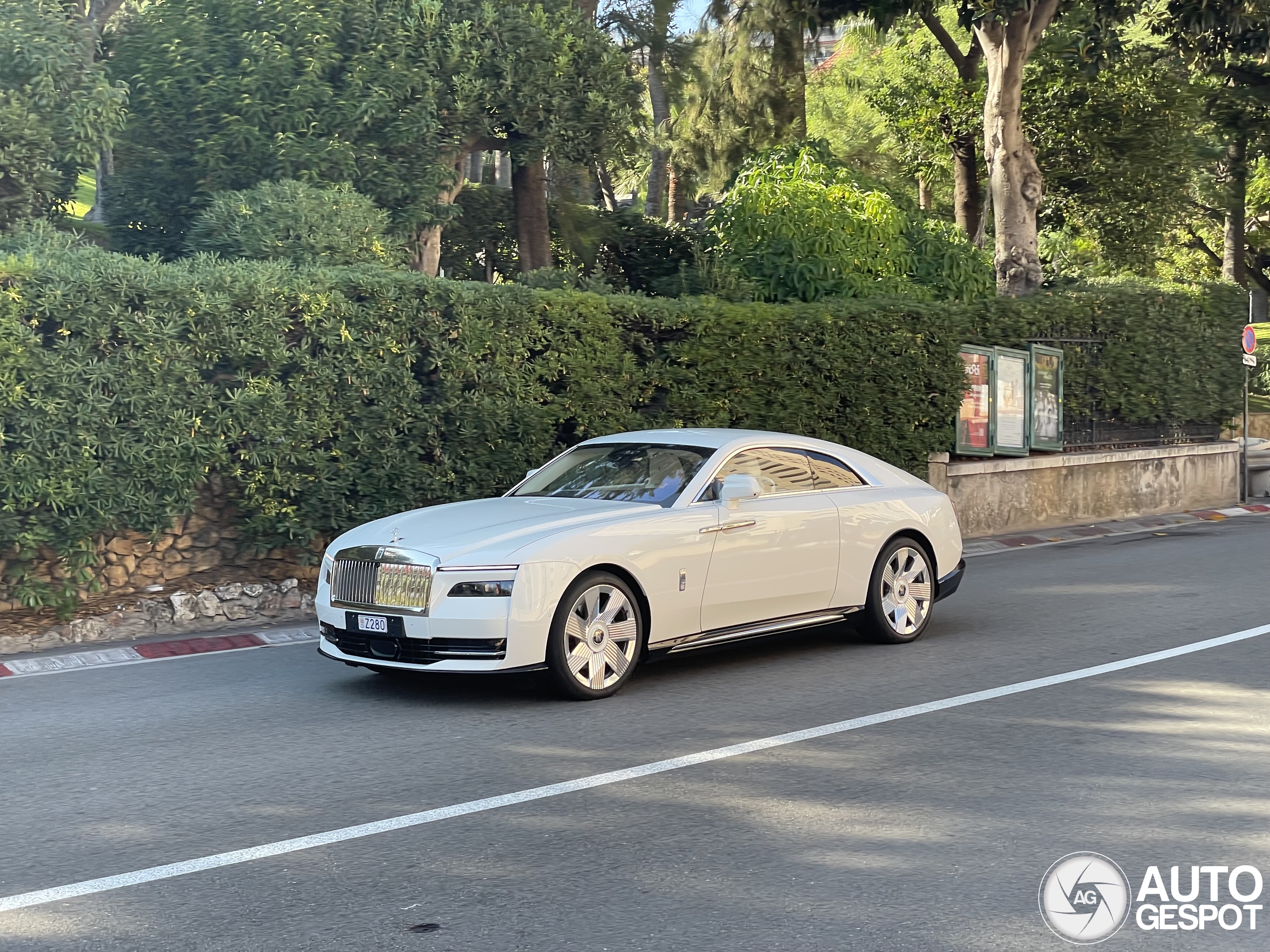Rolls-Royce Spectre - 28 November 2025 - Autogespot