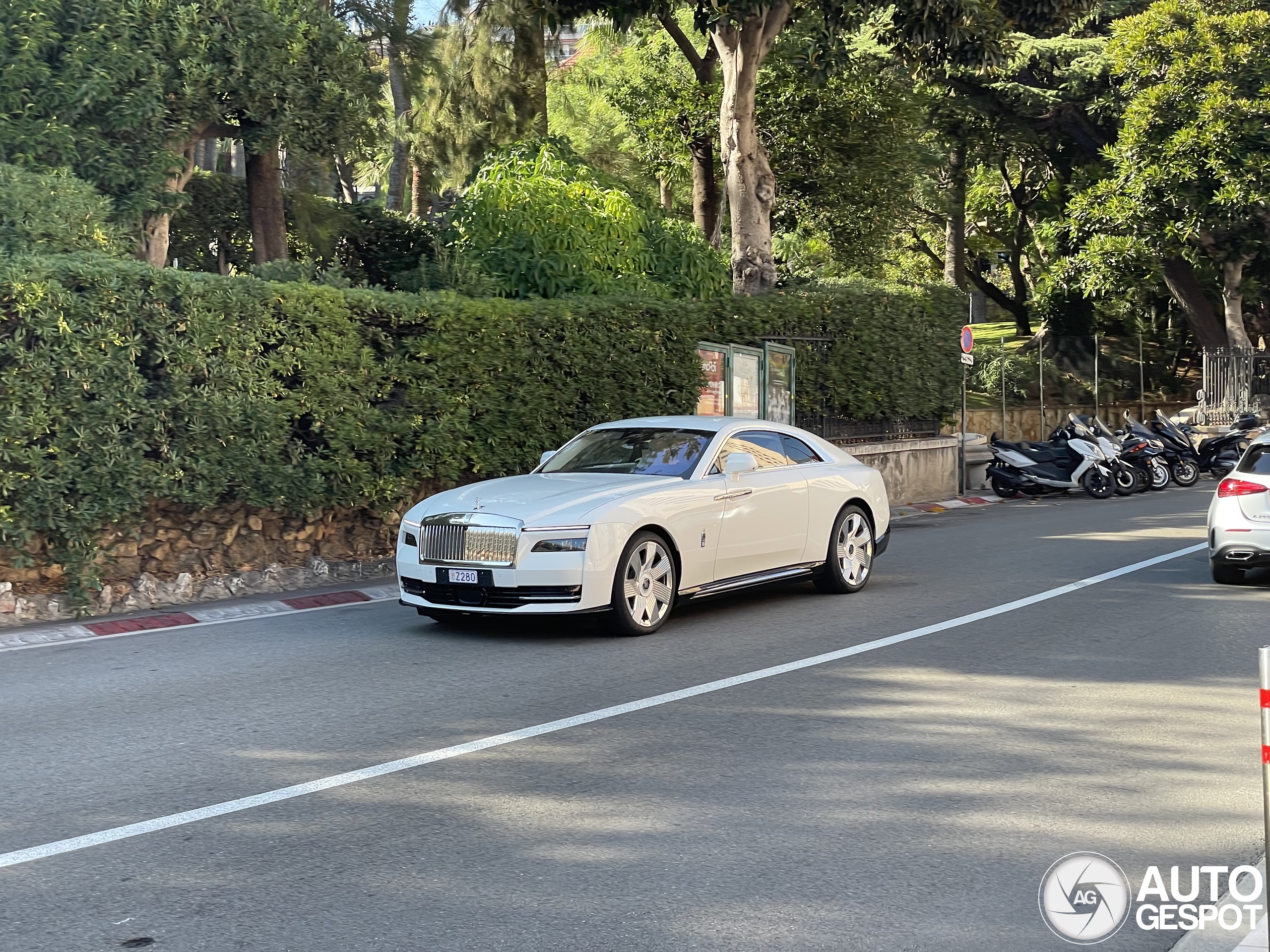 Rolls-Royce Spectre - 28 November 2025 - Autogespot