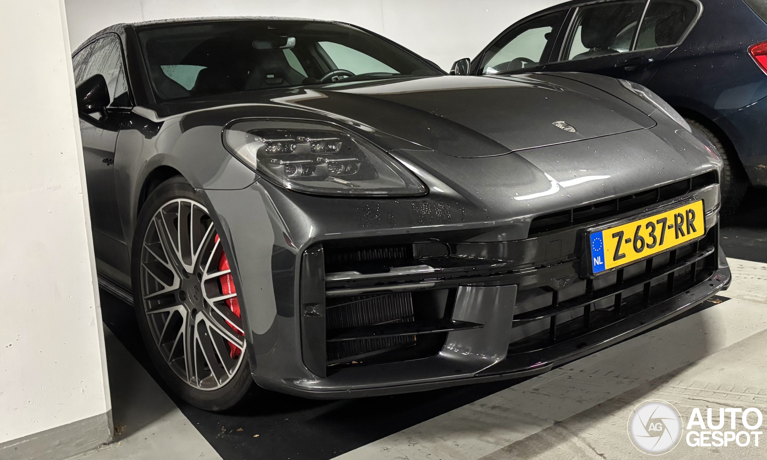 Porsche 972 Panamera Turbo E-Hybrid - 29 November 2025 - Autogespot