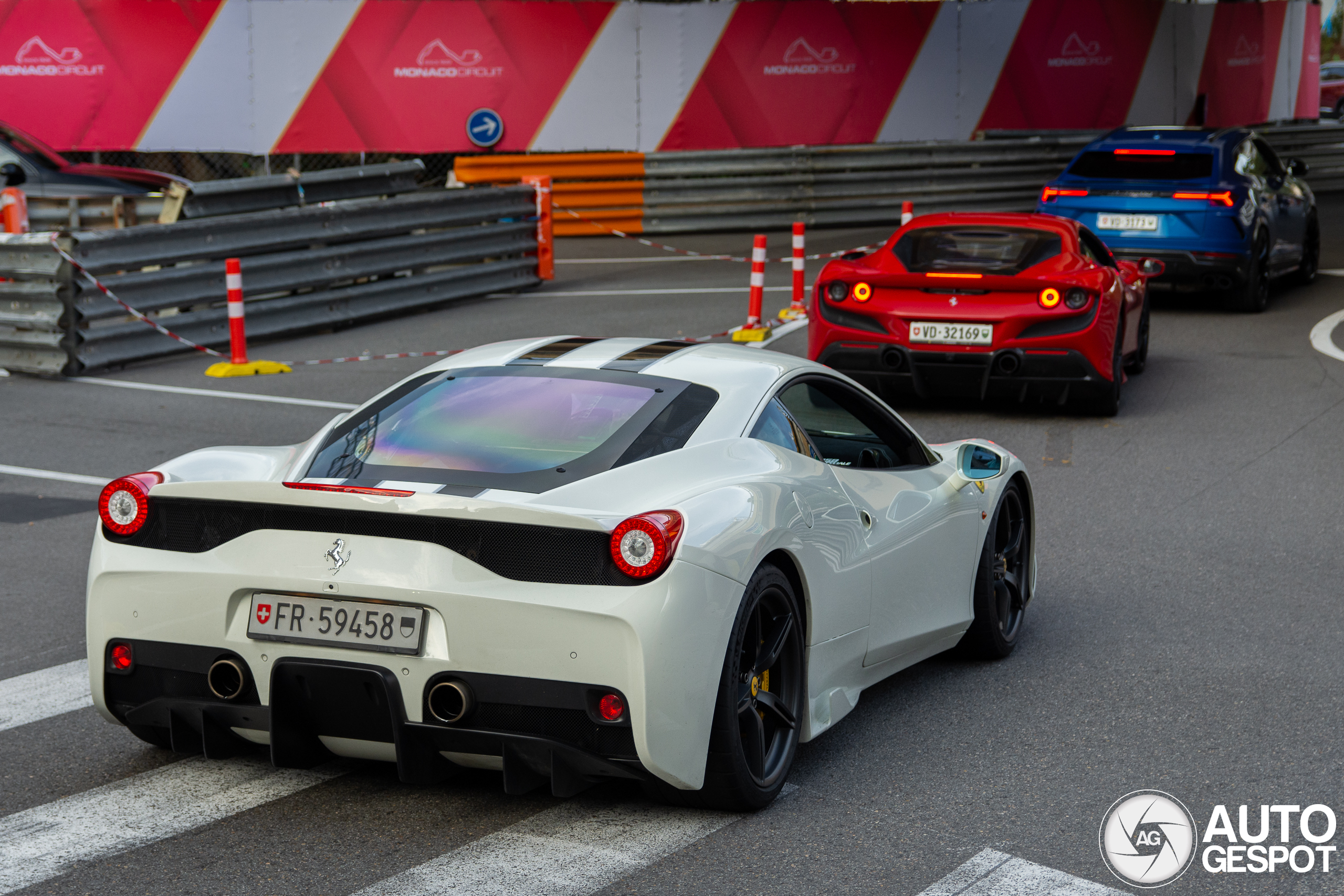 Ferrari 458 Speciale - 30 November 2025 - Autogespot