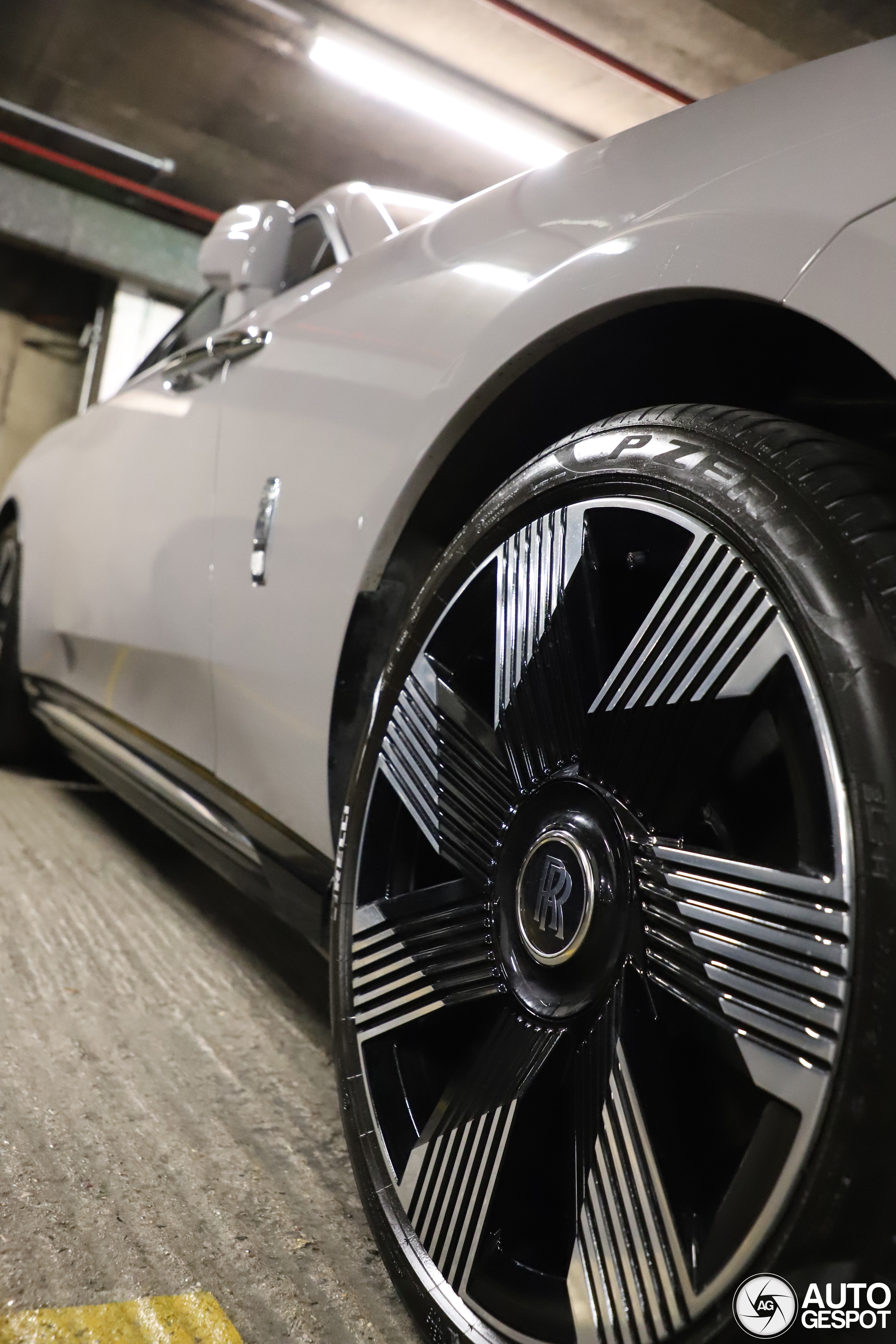 Rolls-Royce Spectre - 30 November 2025 - Autogespot