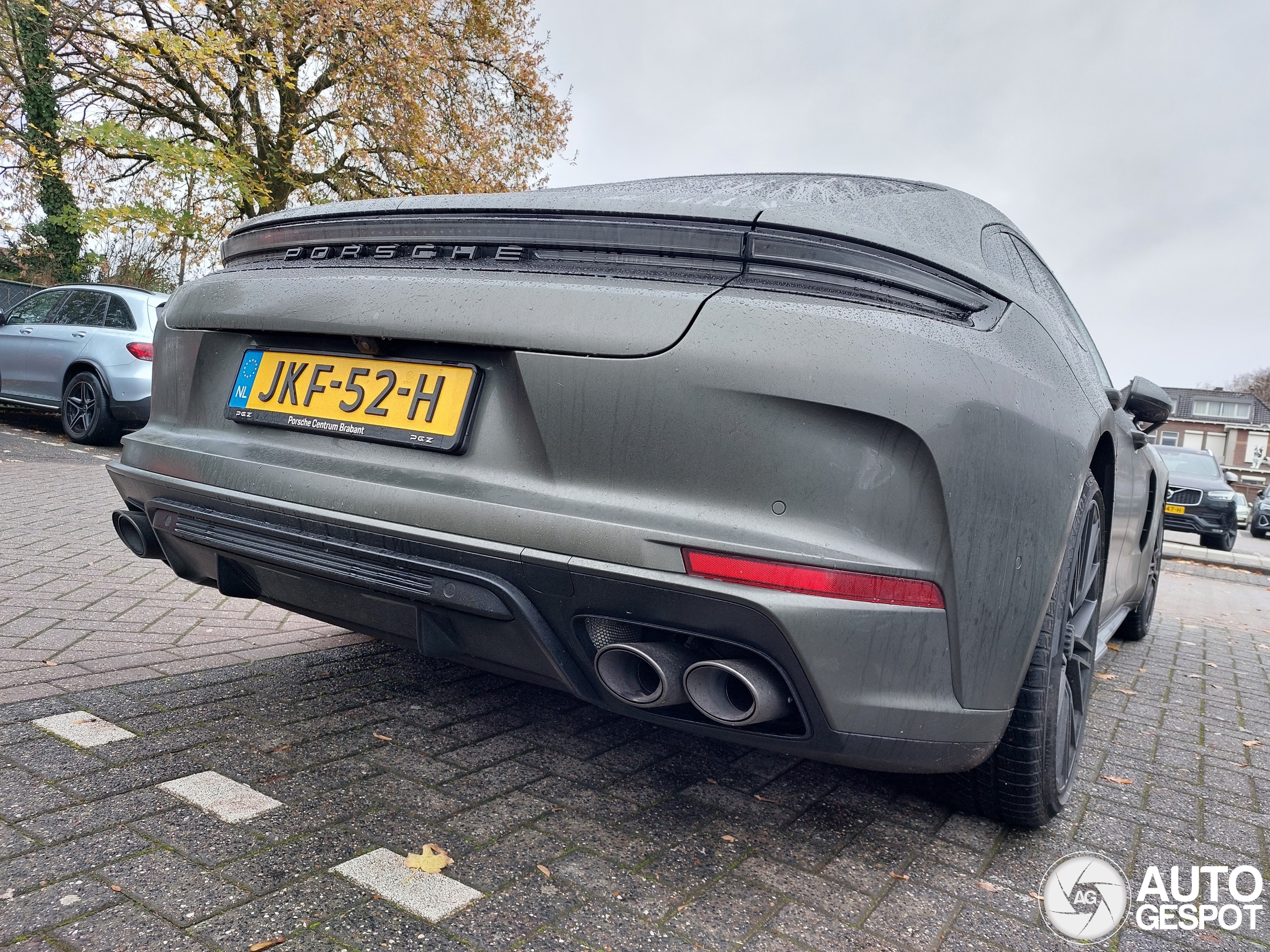 Porsche 972 Panamera Turbo E-Hybrid - 01 December 2025 - Autogespot