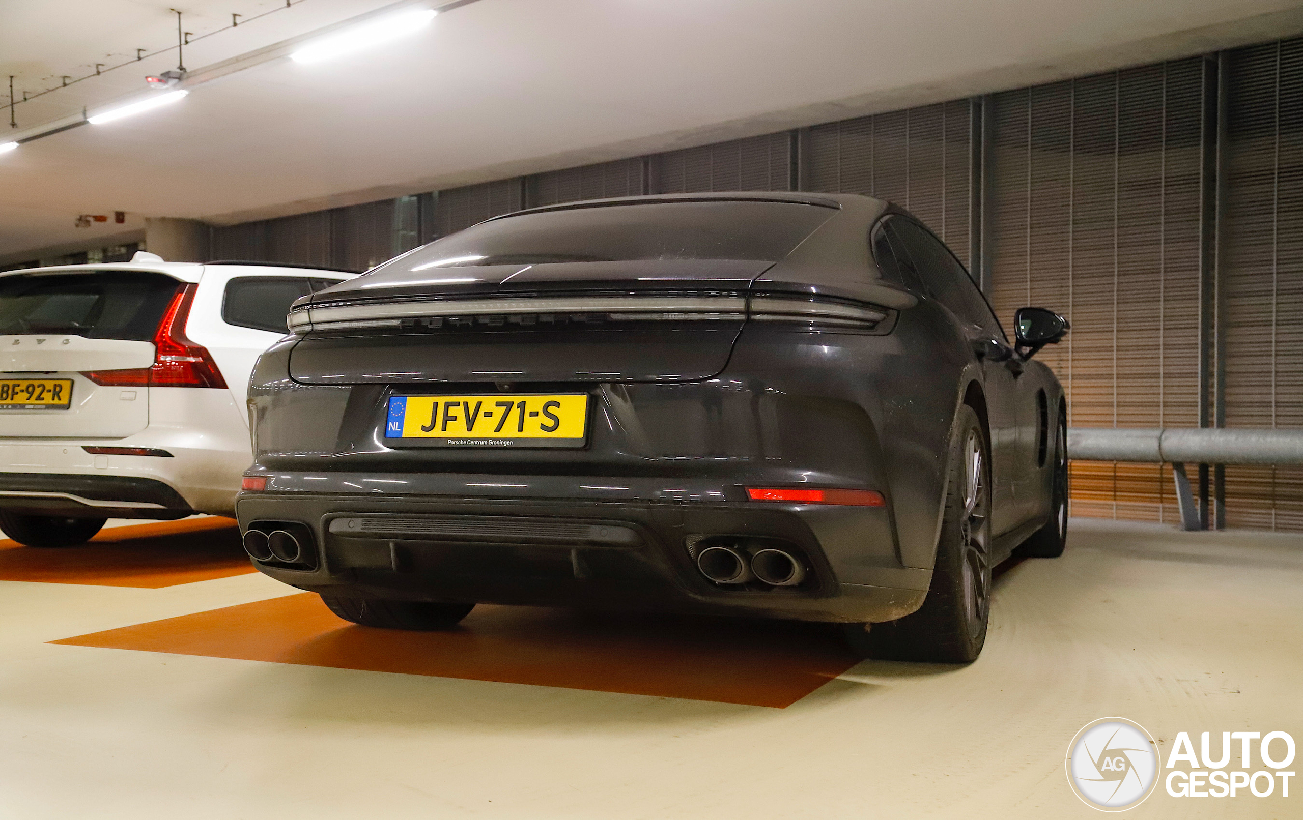 Porsche 972 Panamera Turbo S E-Hybrid - 02 December 2025 - Autogespot