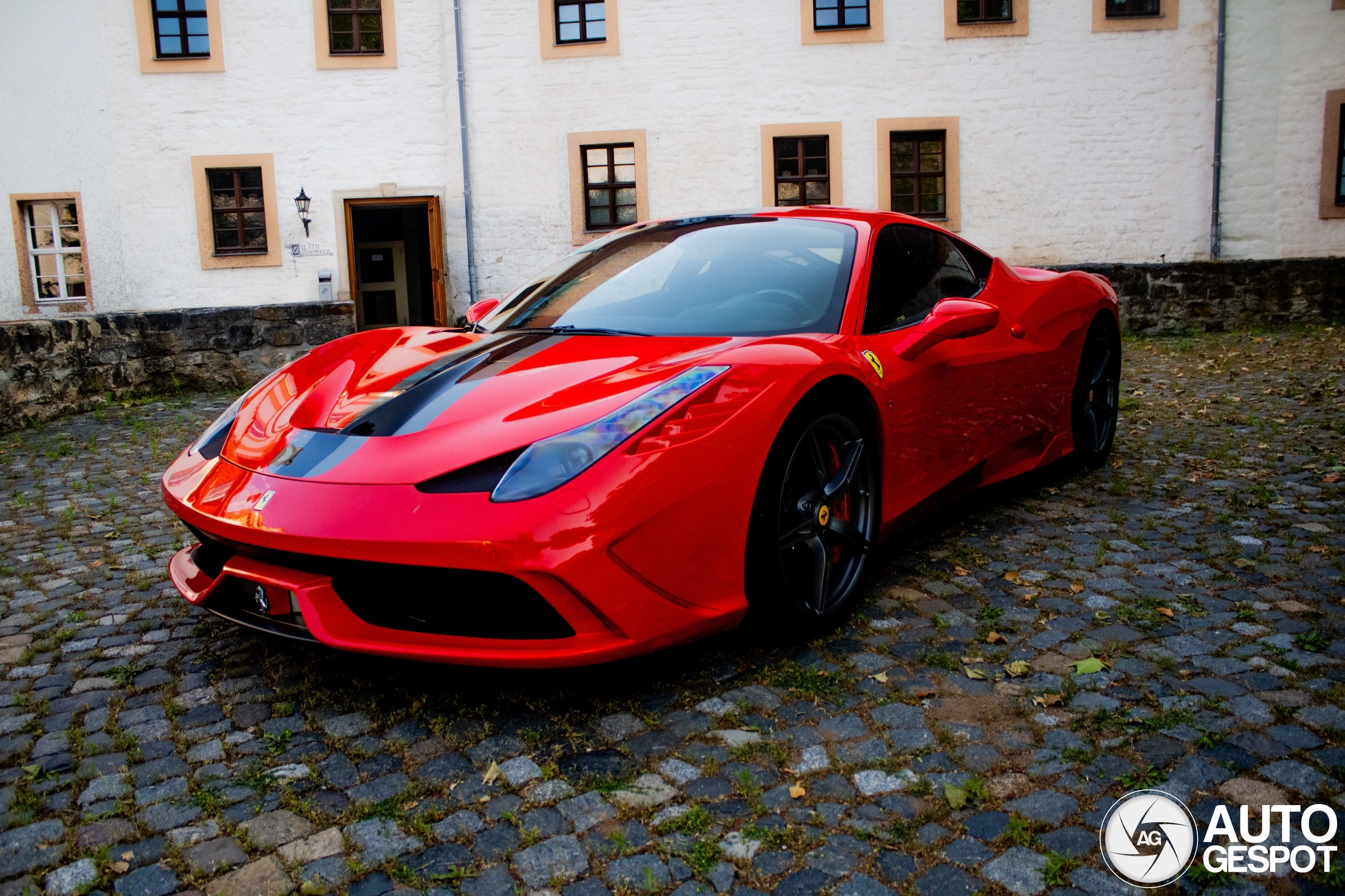 Ferrari 458 Speciale - 03 December 2025 - Autogespot