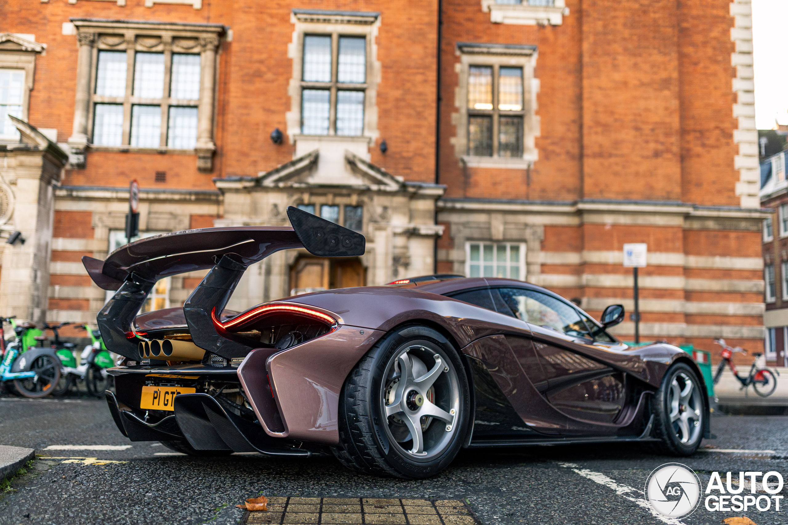 McLaren P1 HDK Lanzante - 03 December 2025 - Autogespot