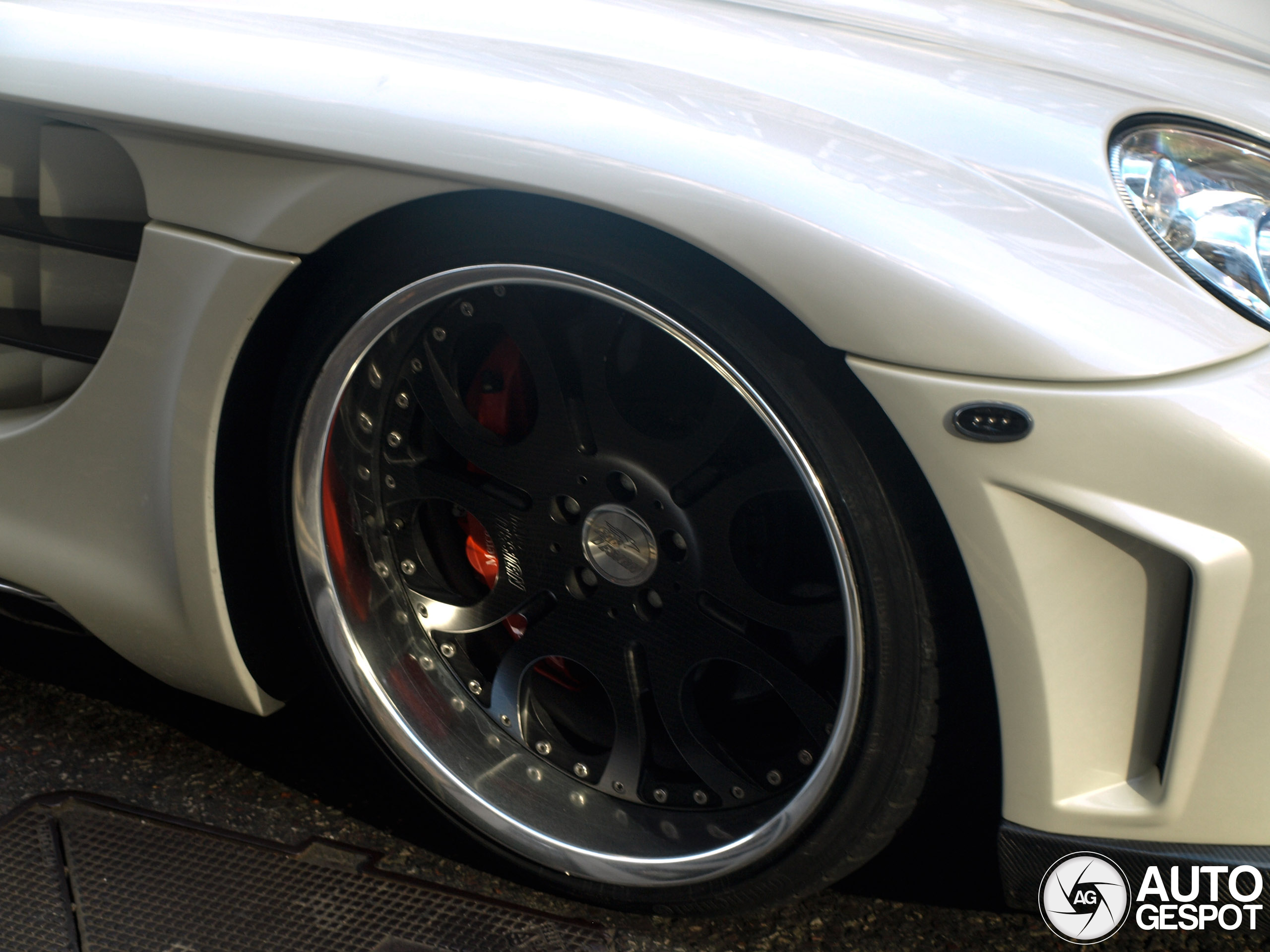 Mercedes-Benz FAB Design SLR McLaren Desire - 03 December 2025 - Autogespot