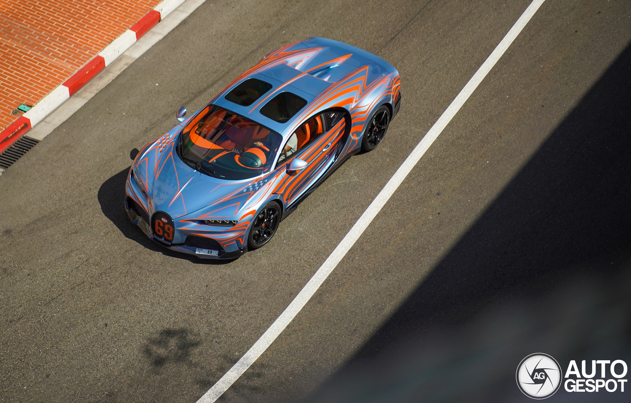 Bugatti Chiron Super Sport Vagues de Lumière - 05 December 2025 ...