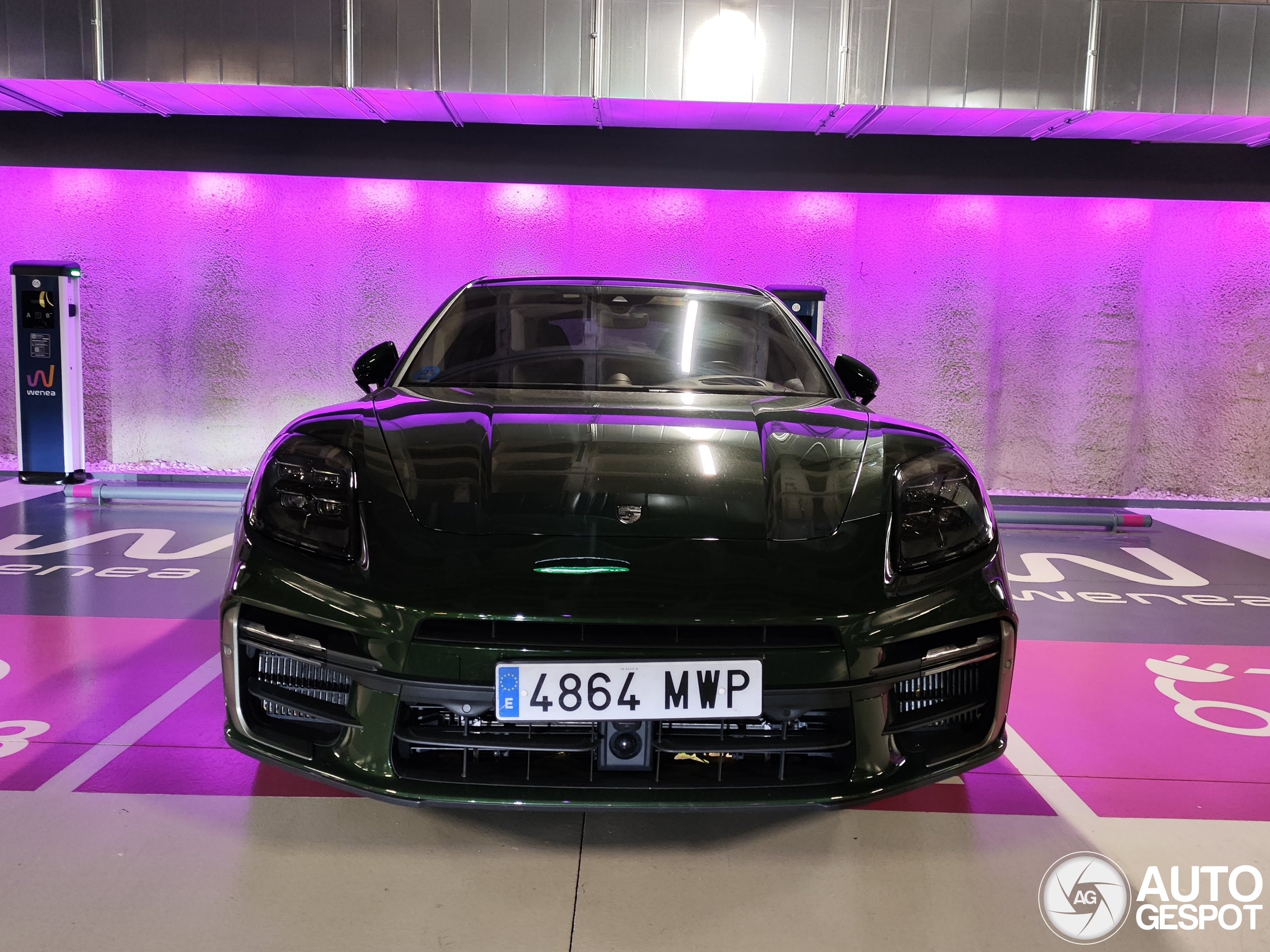 Porsche 972 Panamera Turbo E-Hybrid - 05 December 2025 - Autogespot