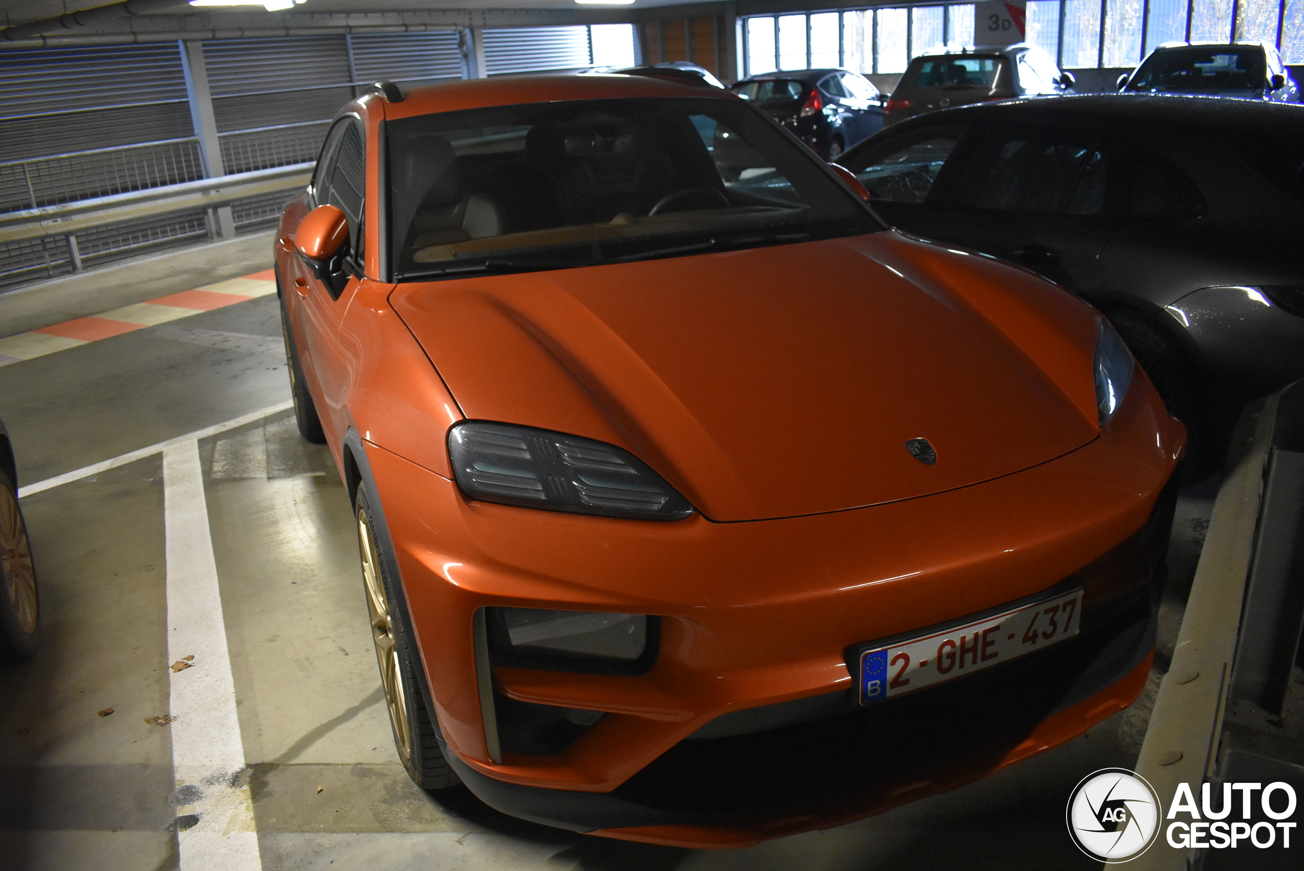 Porsche Macan EV Turbo - 06 December 2025 - Autogespot