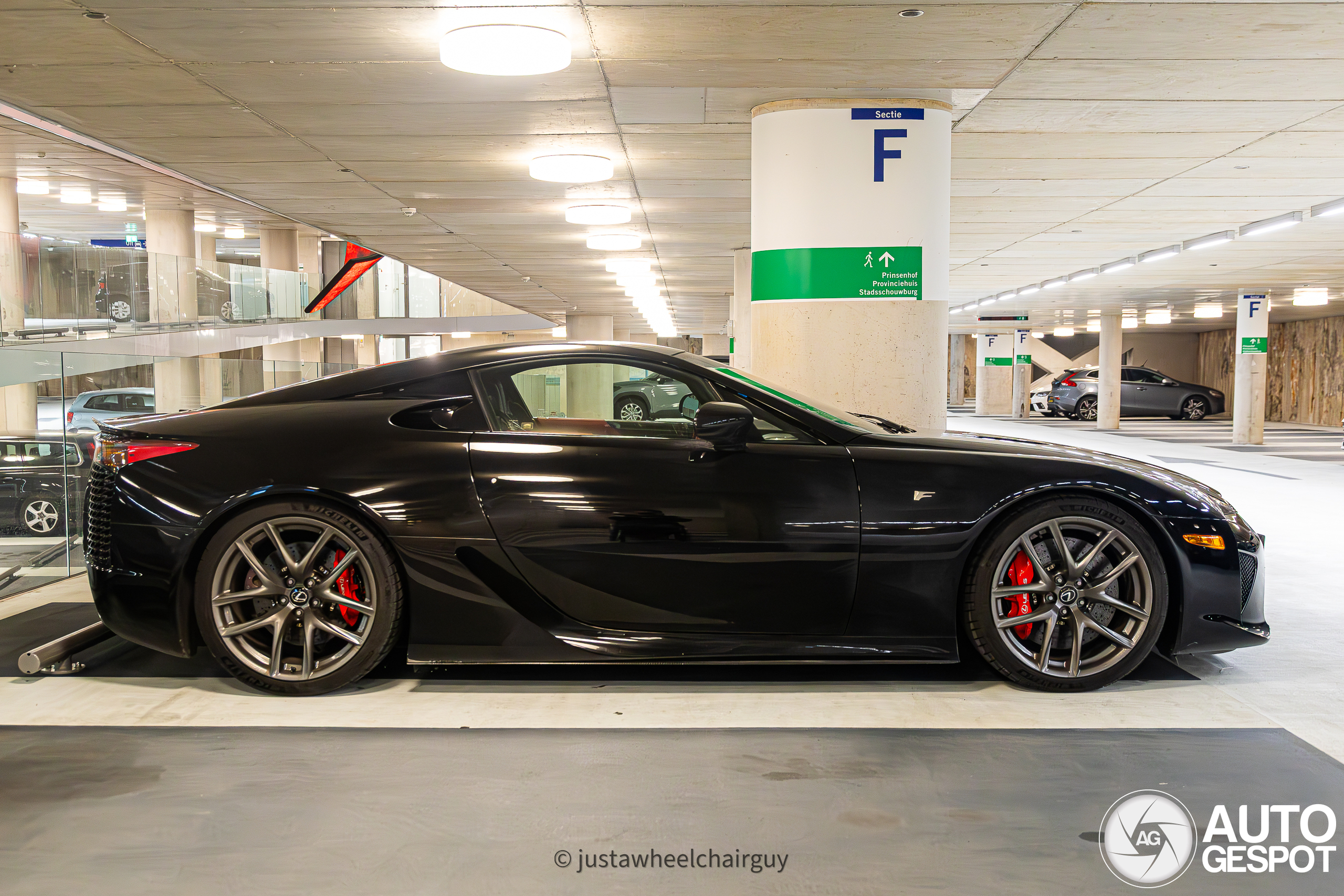 Lexus LFA - 08 December 2025 - Autogespot