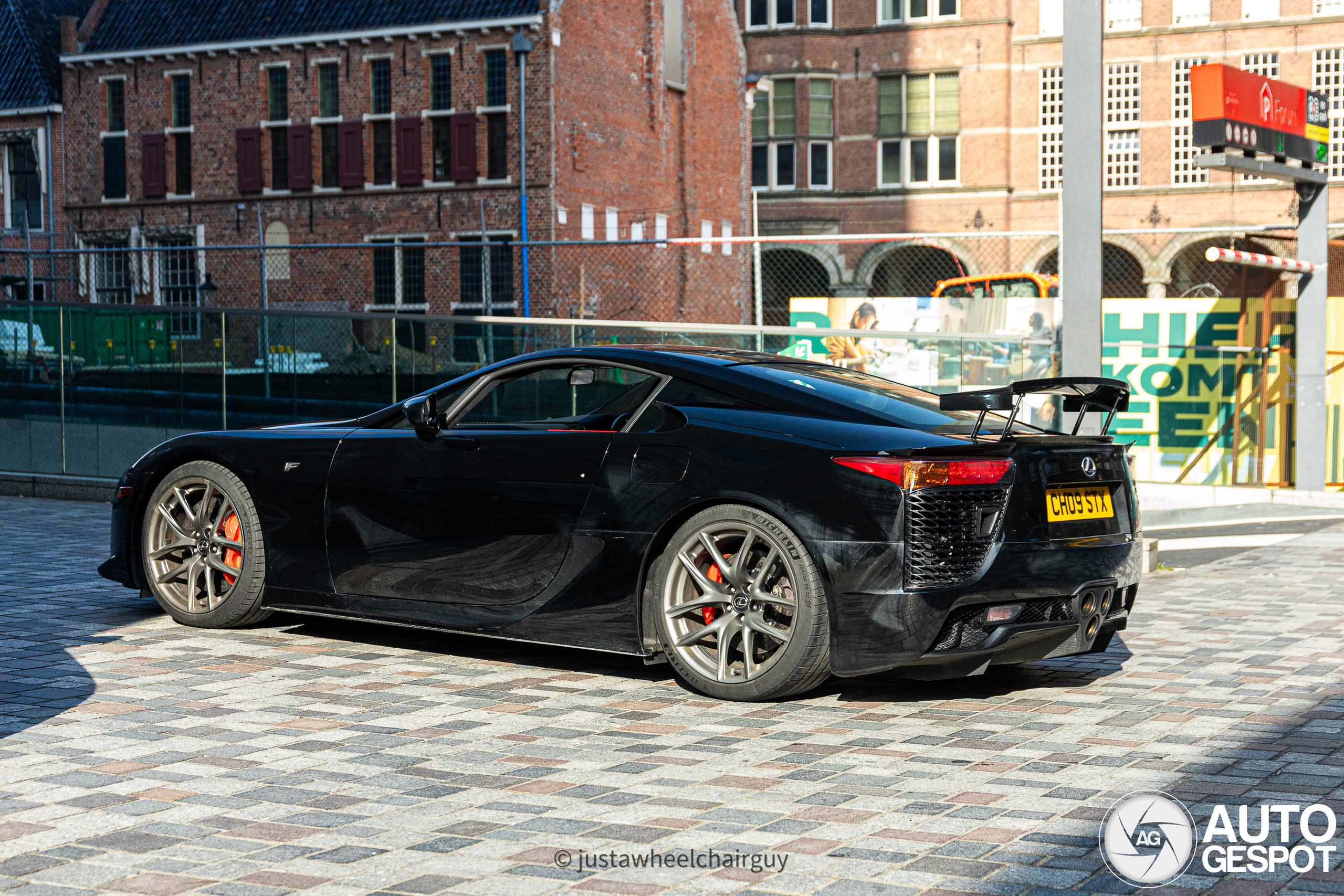 Lexus LFA - 08 December 2025 - Autogespot
