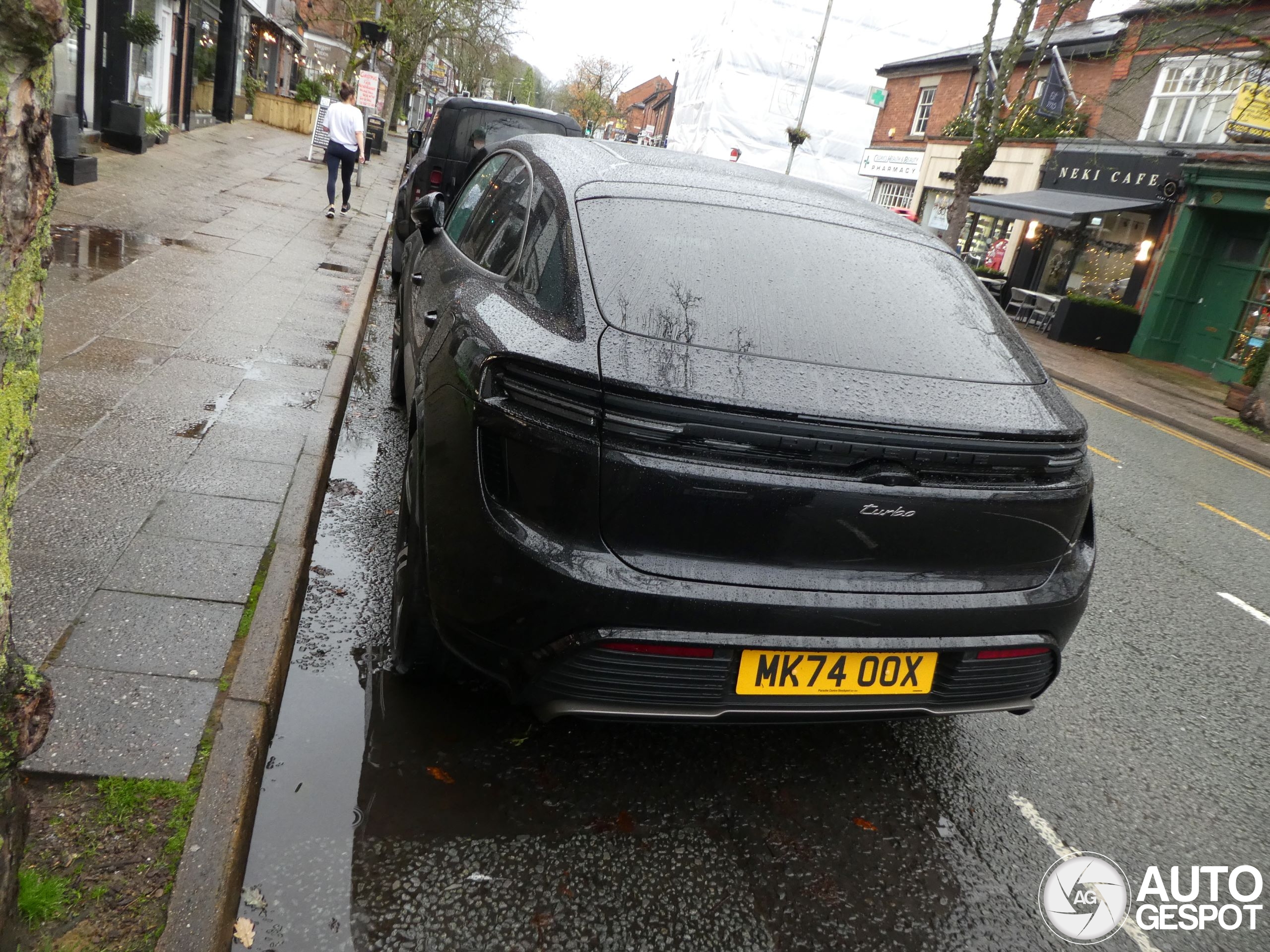 Porsche Macan EV Turbo - 08 December 2025 - Autogespot