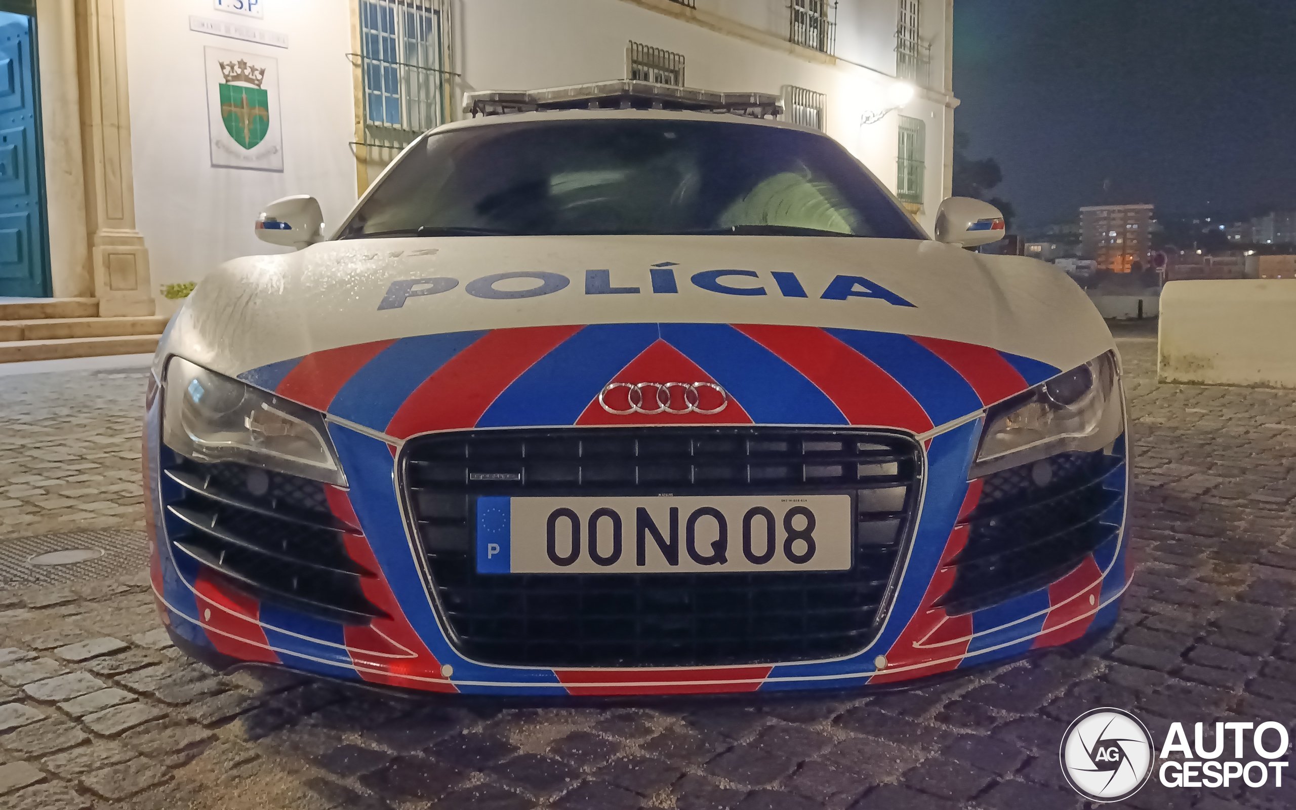 Audi R8 Polícia - 09 December 2025 - Autogespot