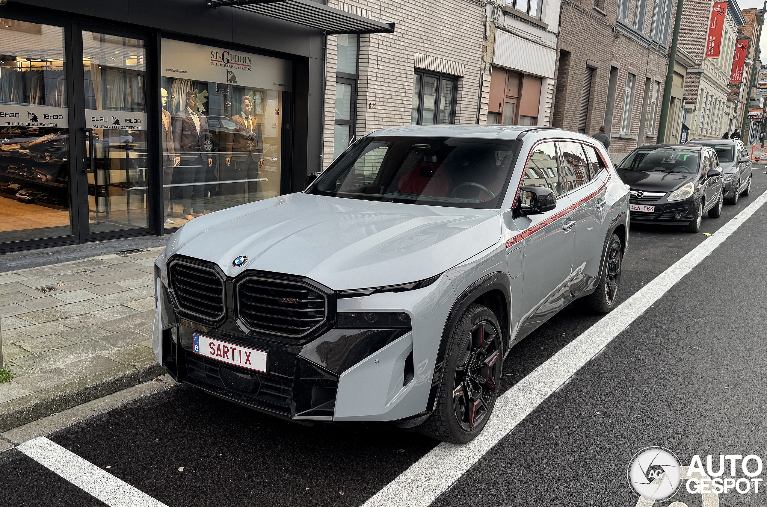 BMW XM G09 Label Red - 10 December 2025 - Autogespot