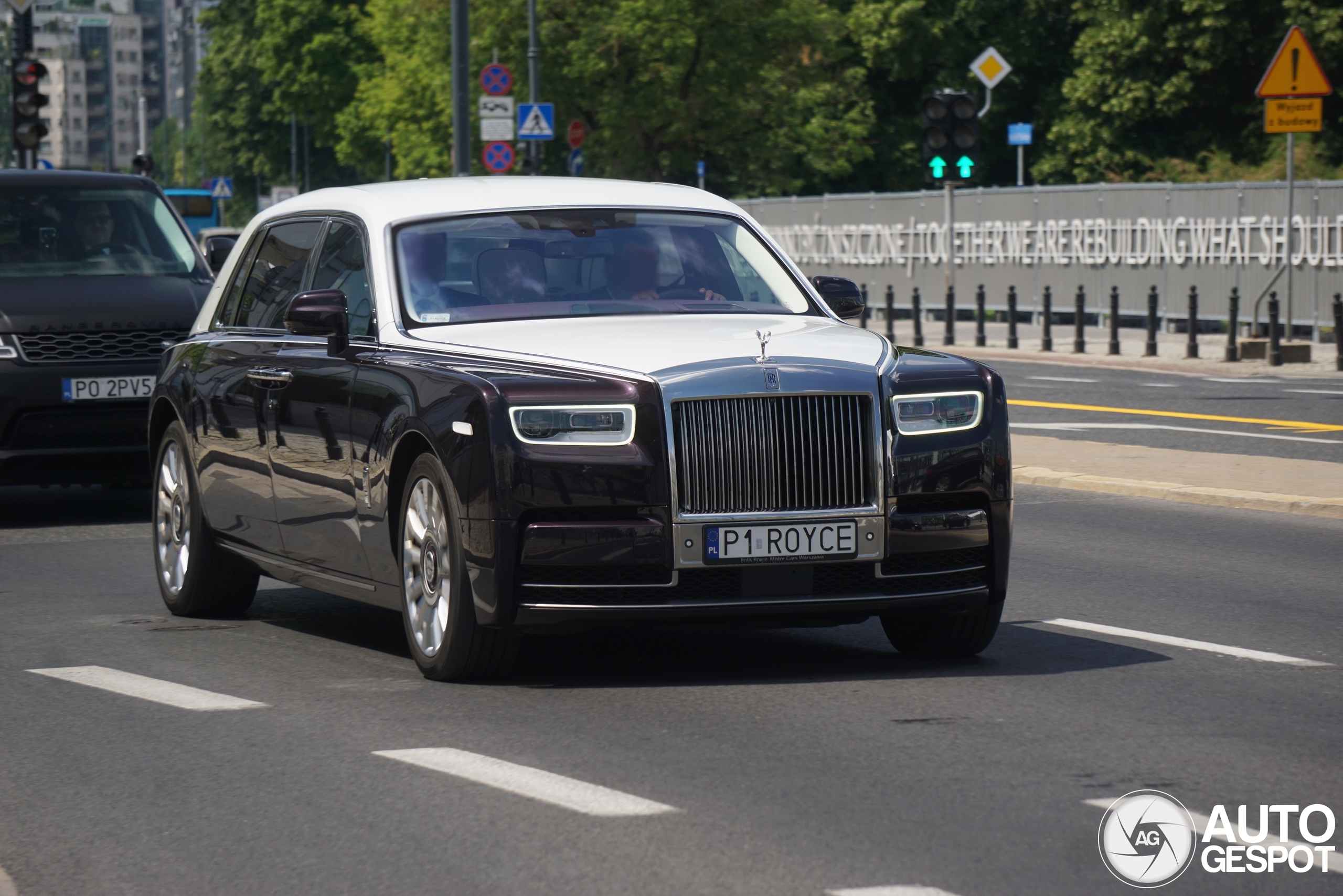 Rolls-Royce Phantom VIII EWB - 11 December 2025 - Autogespot