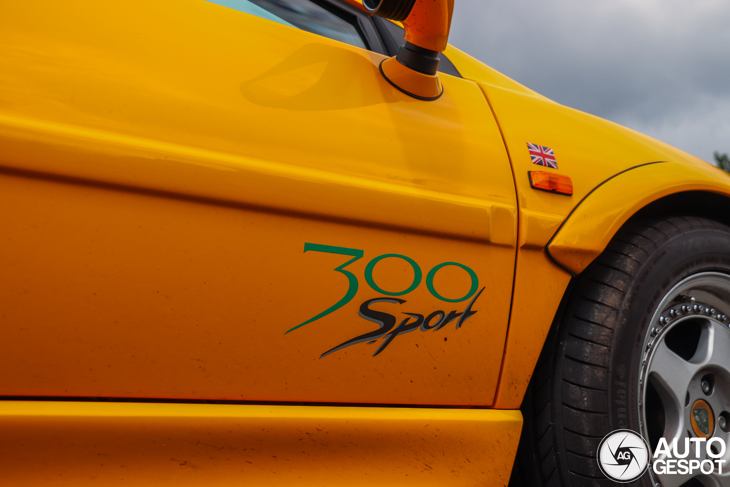 Lotus Esprit 300 Sport - 14 December 2025 - Autogespot