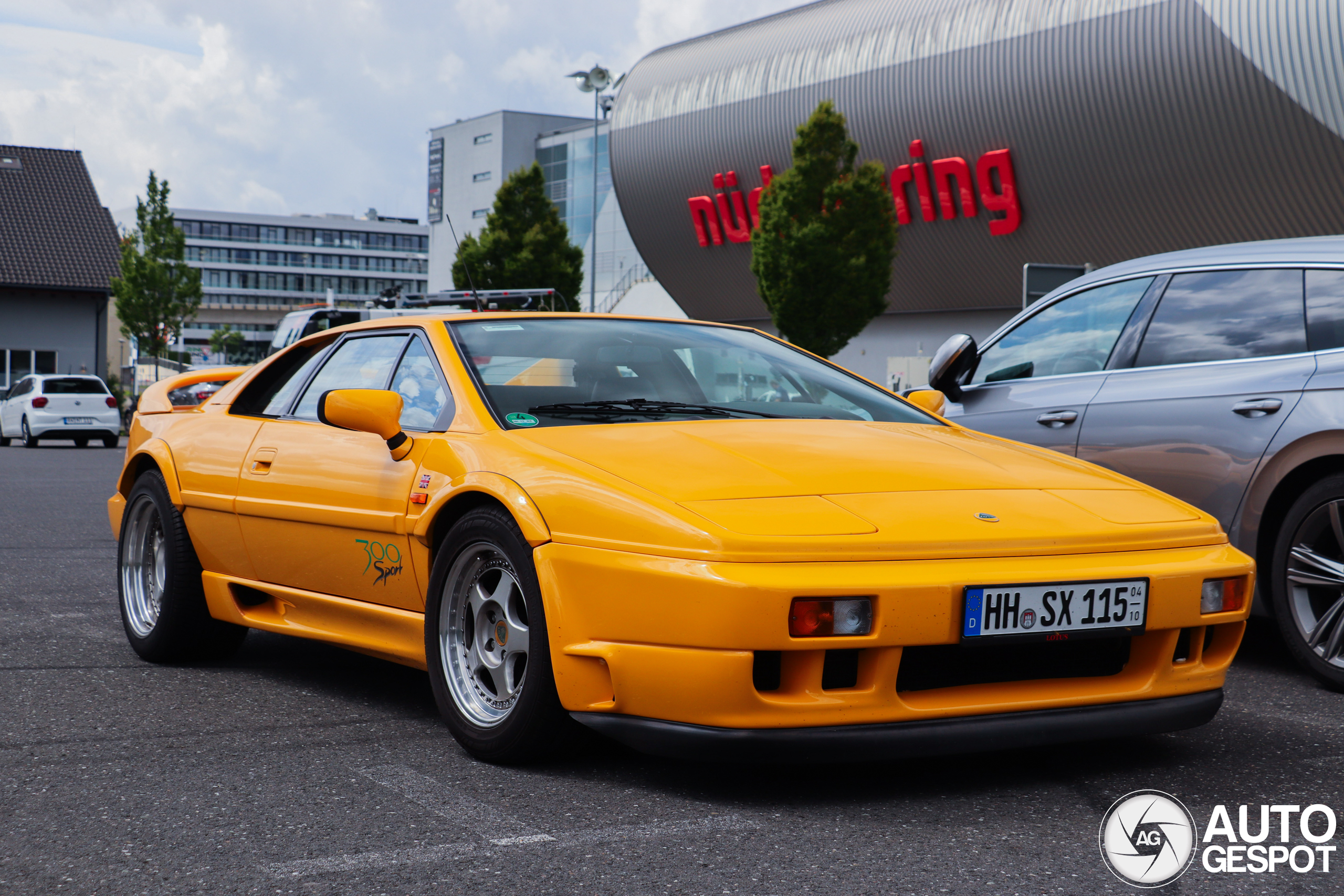 Lotus Esprit 300 Sport - 14 December 2025 - Autogespot