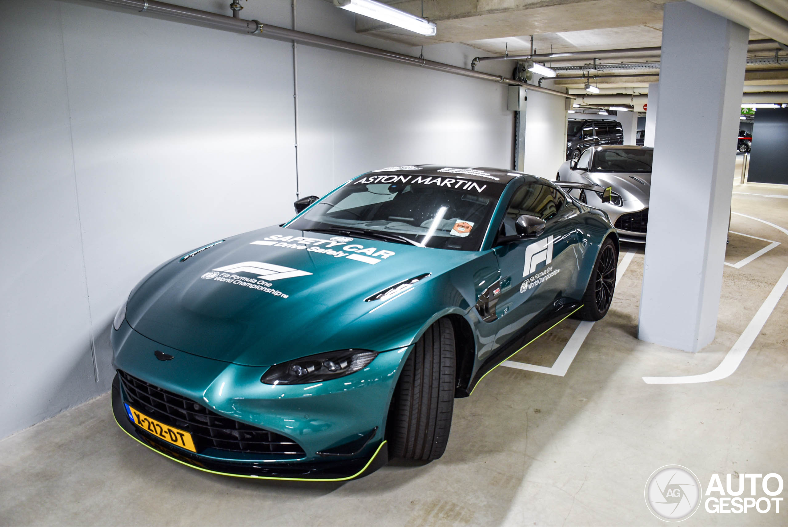 Aston Martin V8 Vantage Formula 1 Edition - 15 December 2025 - Autogespot