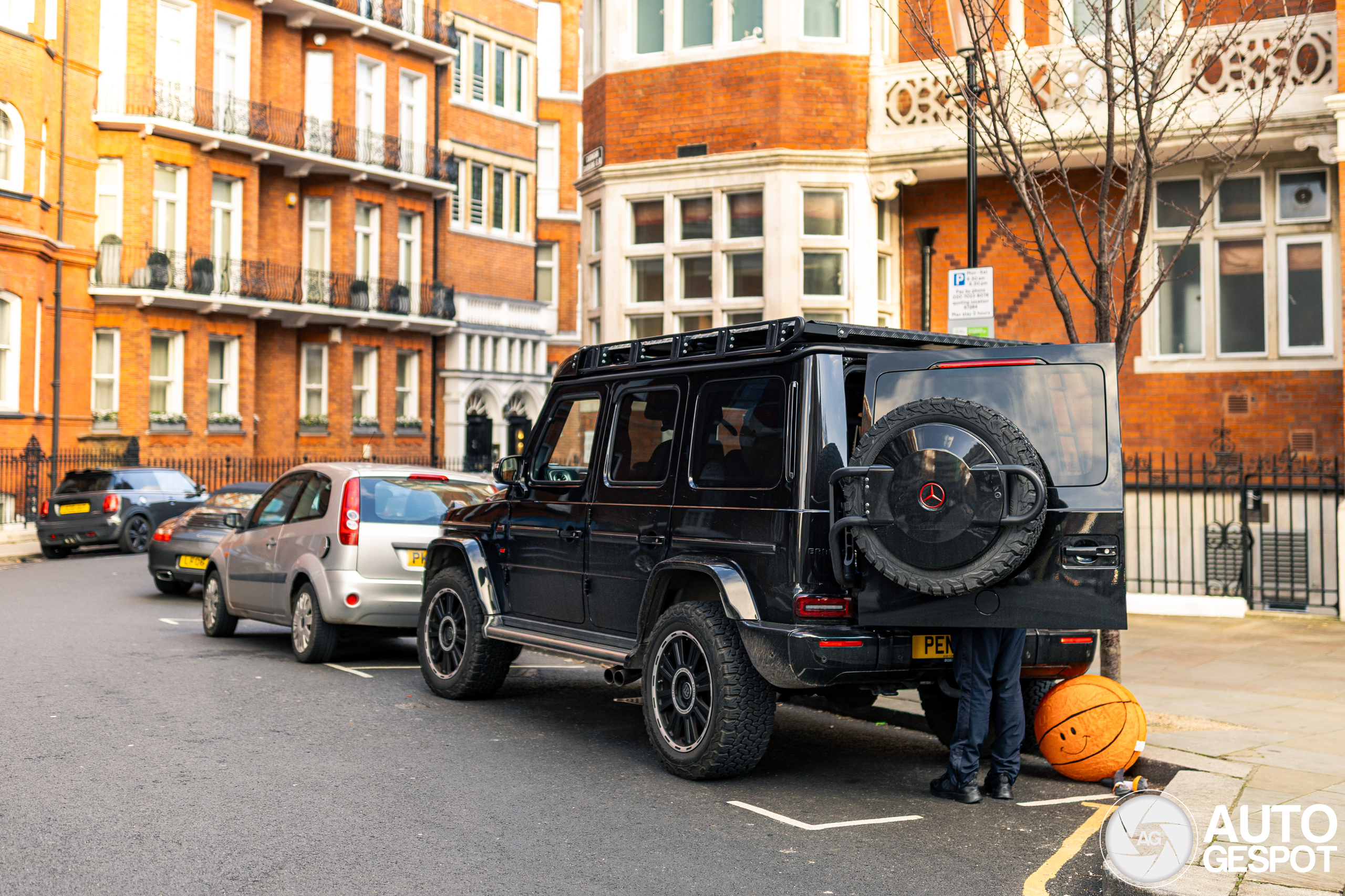 Mercedes-AMG Brabus G 800 Adventure W463 2018 - 15 December 2025 ...