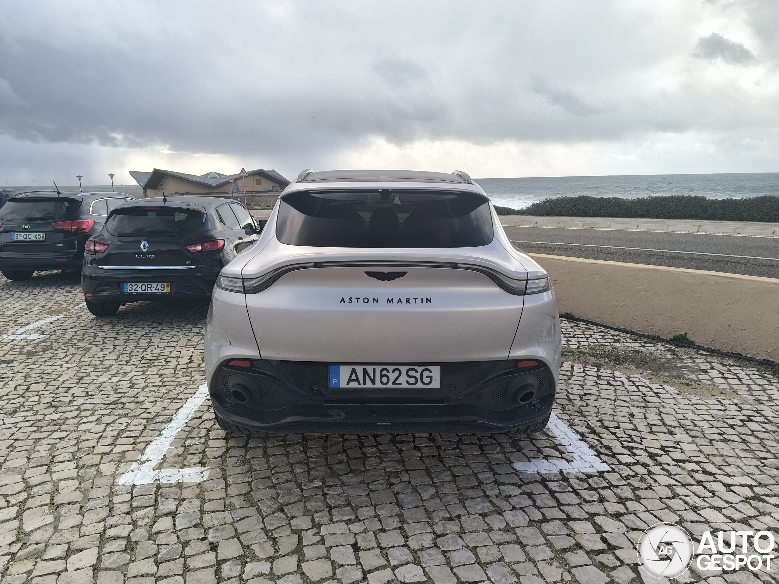 Aston Martin DBX - 21 December 2025 - Autogespot