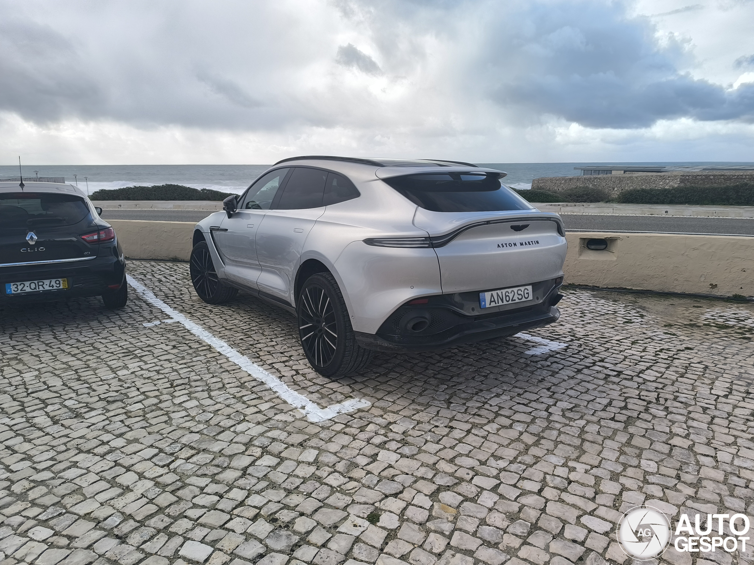 Aston Martin DBX - 21 December 2025 - Autogespot