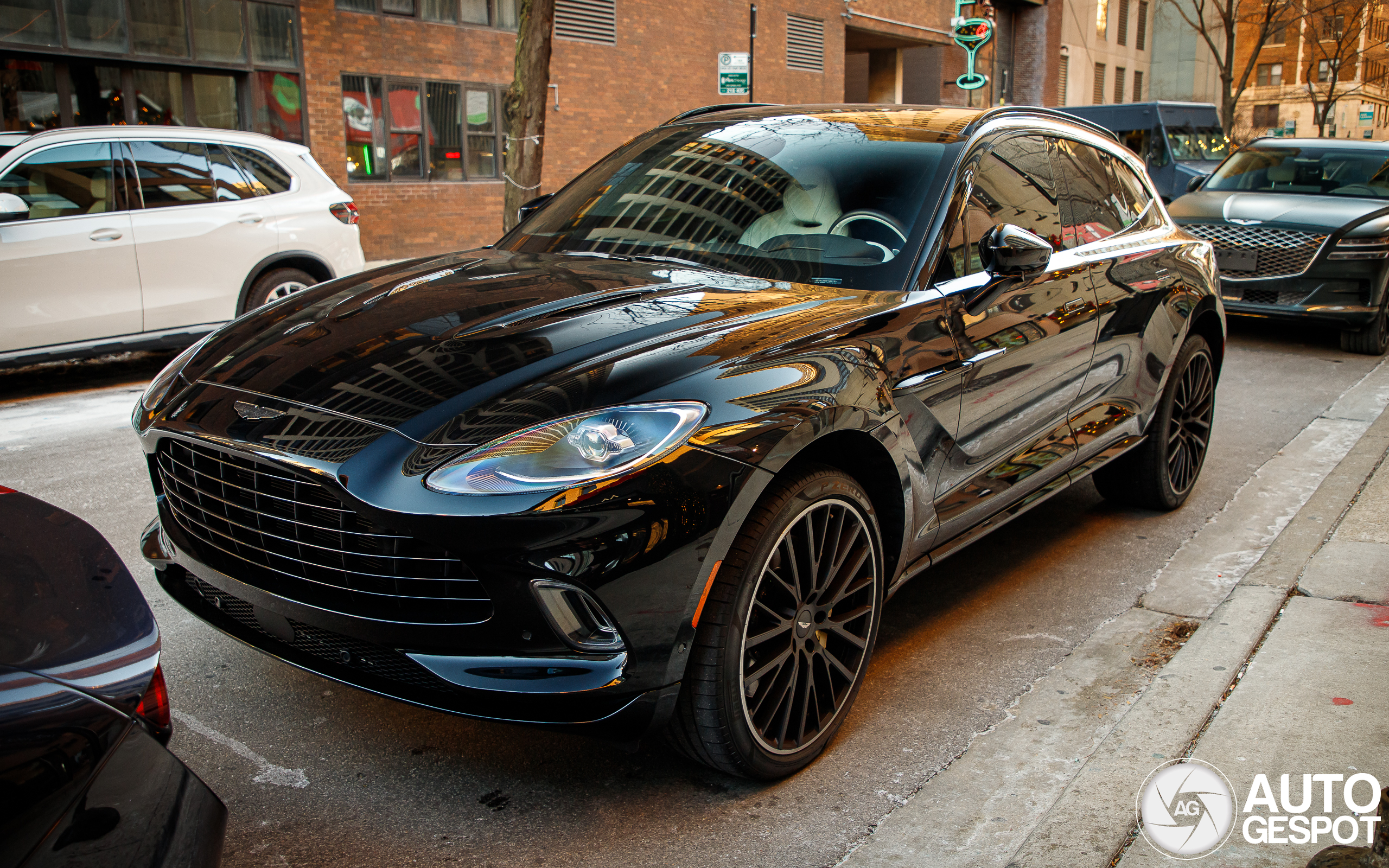 Aston Martin DBX - 22 December 2025 - Autogespot