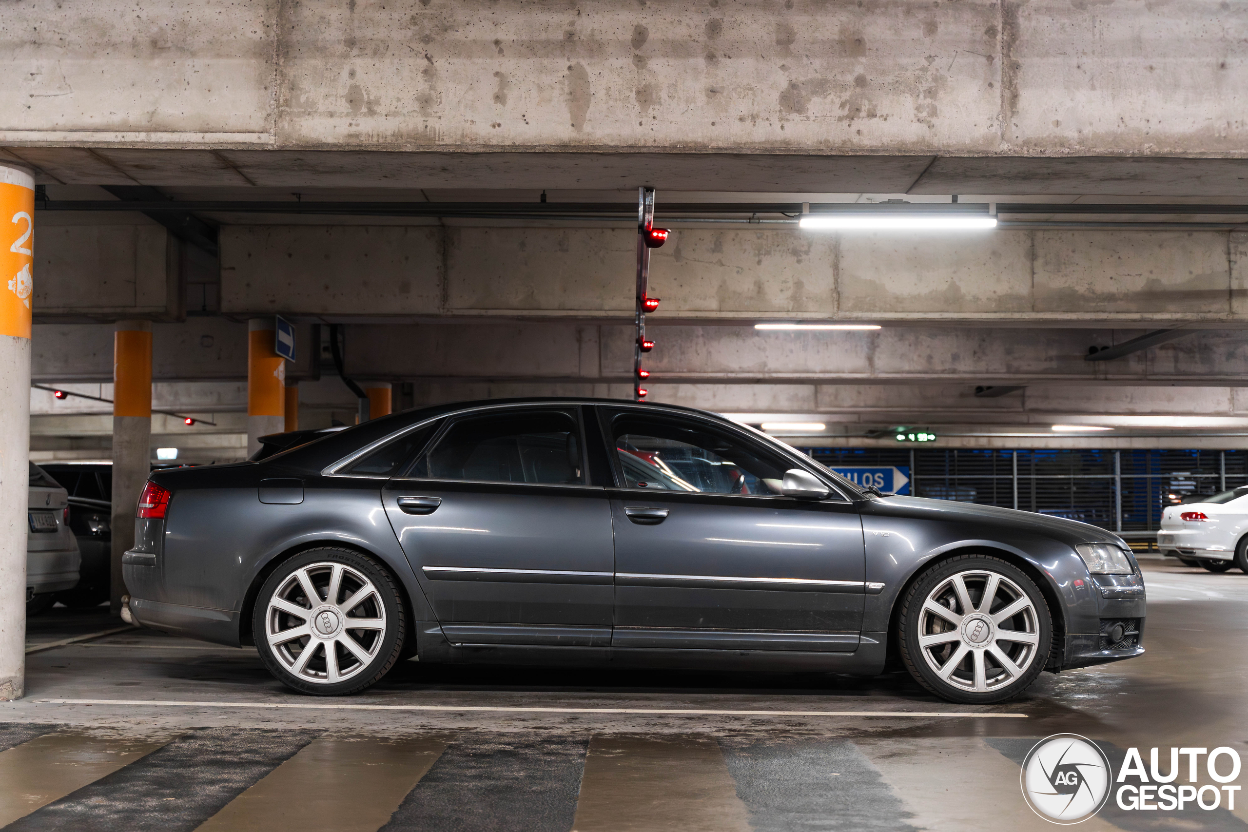 Audi S8 D3 - 23 December 2025 - Autogespot