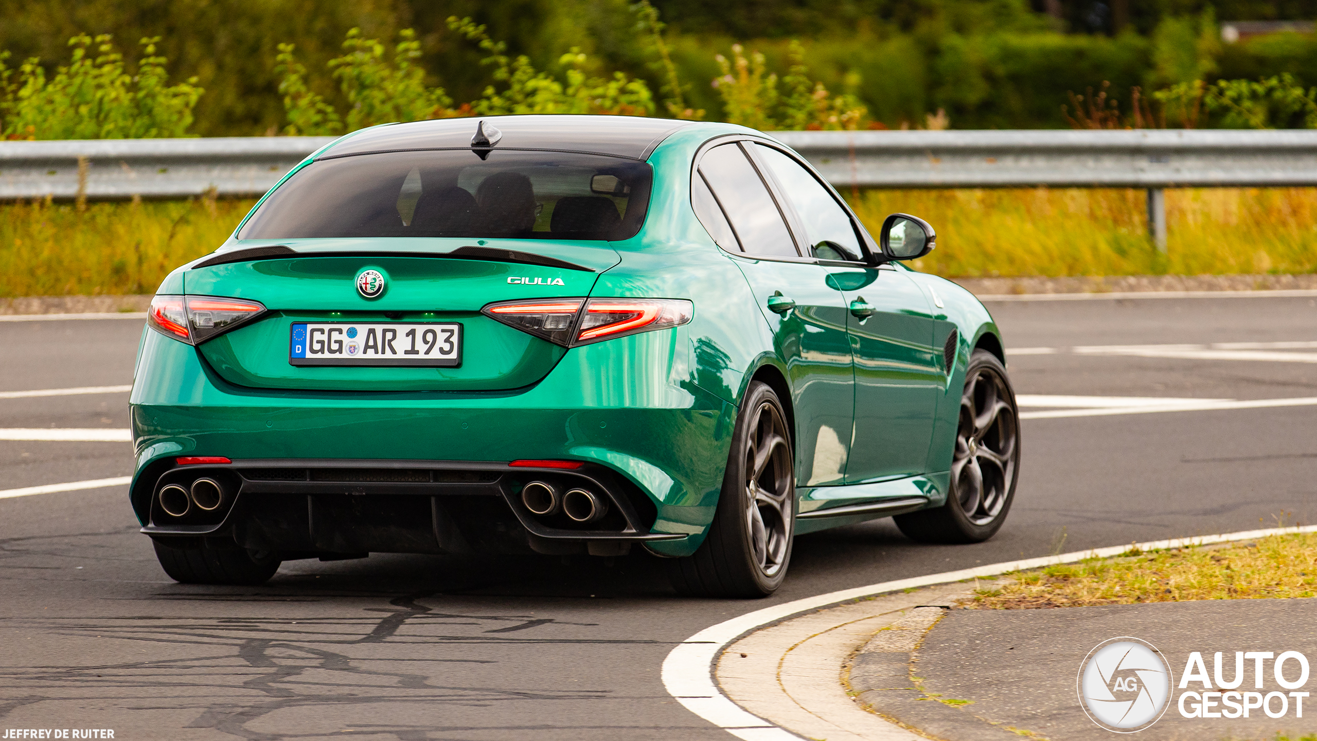 Alfa Romeo Giulia Quadrifoglio 2023