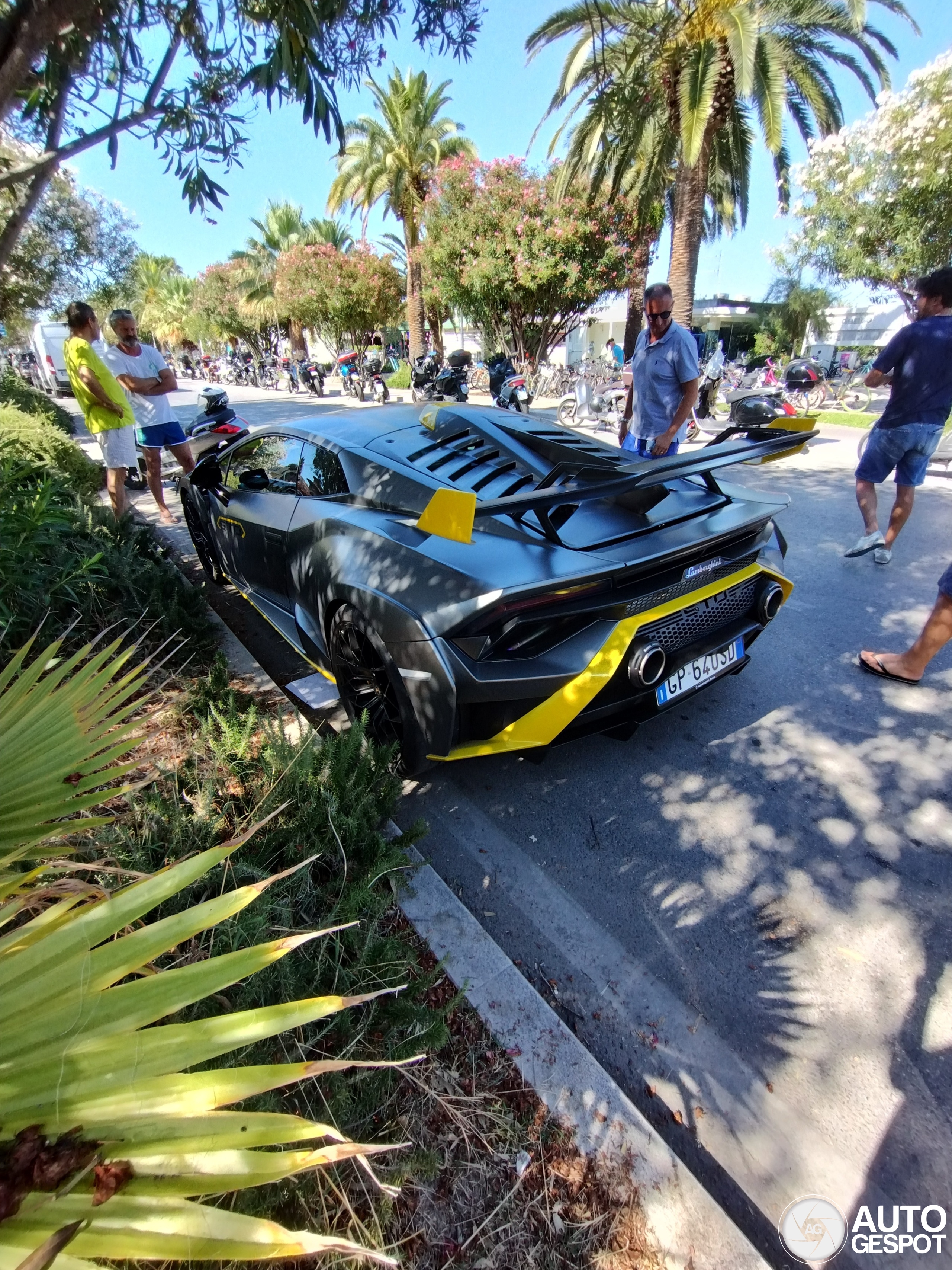 Lamborghini Huracán LP640-2 STO - 24 December 2025 - Autogespot