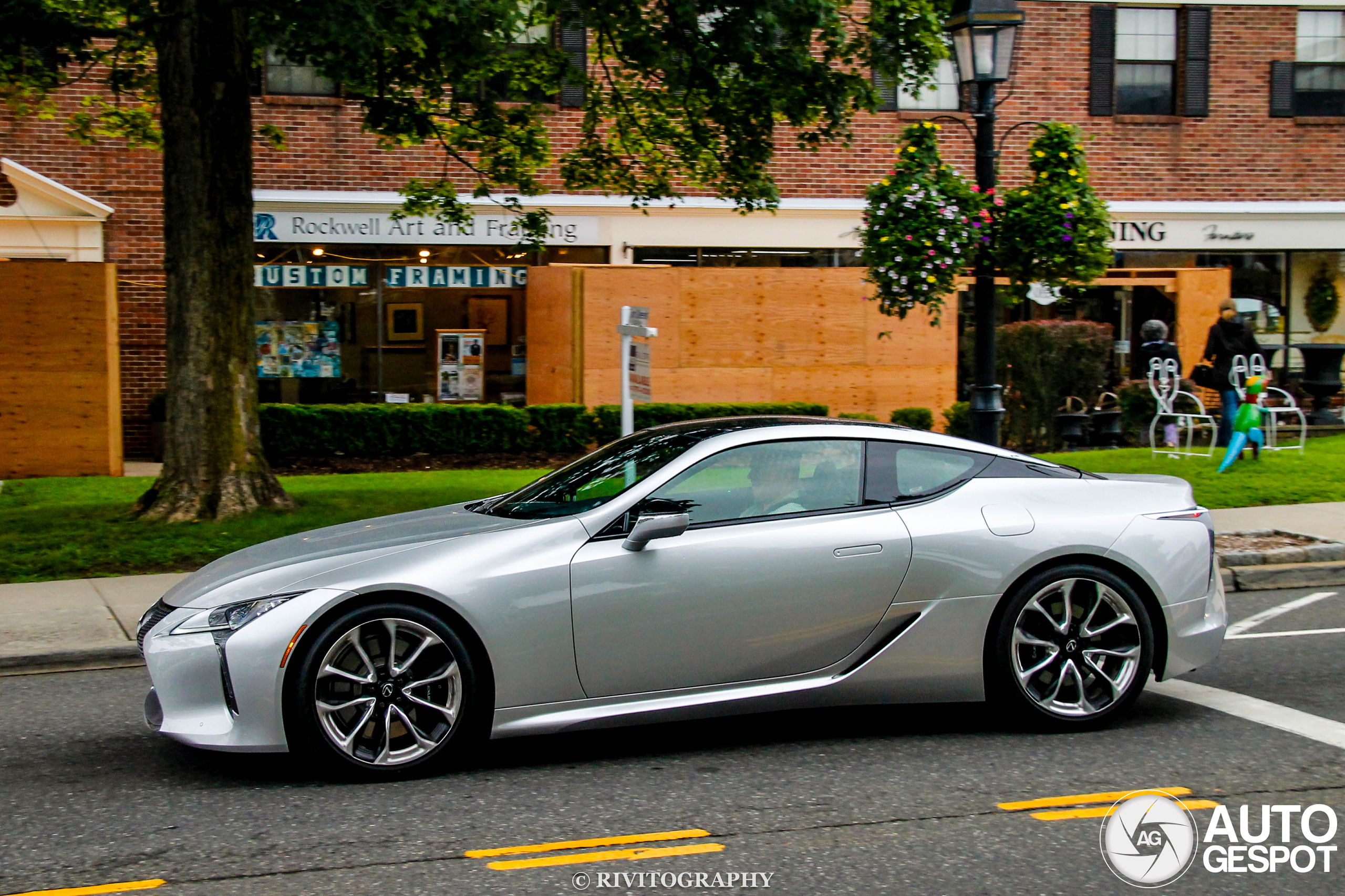 Lexus LC 500 - 24 December 2025 - Autogespot