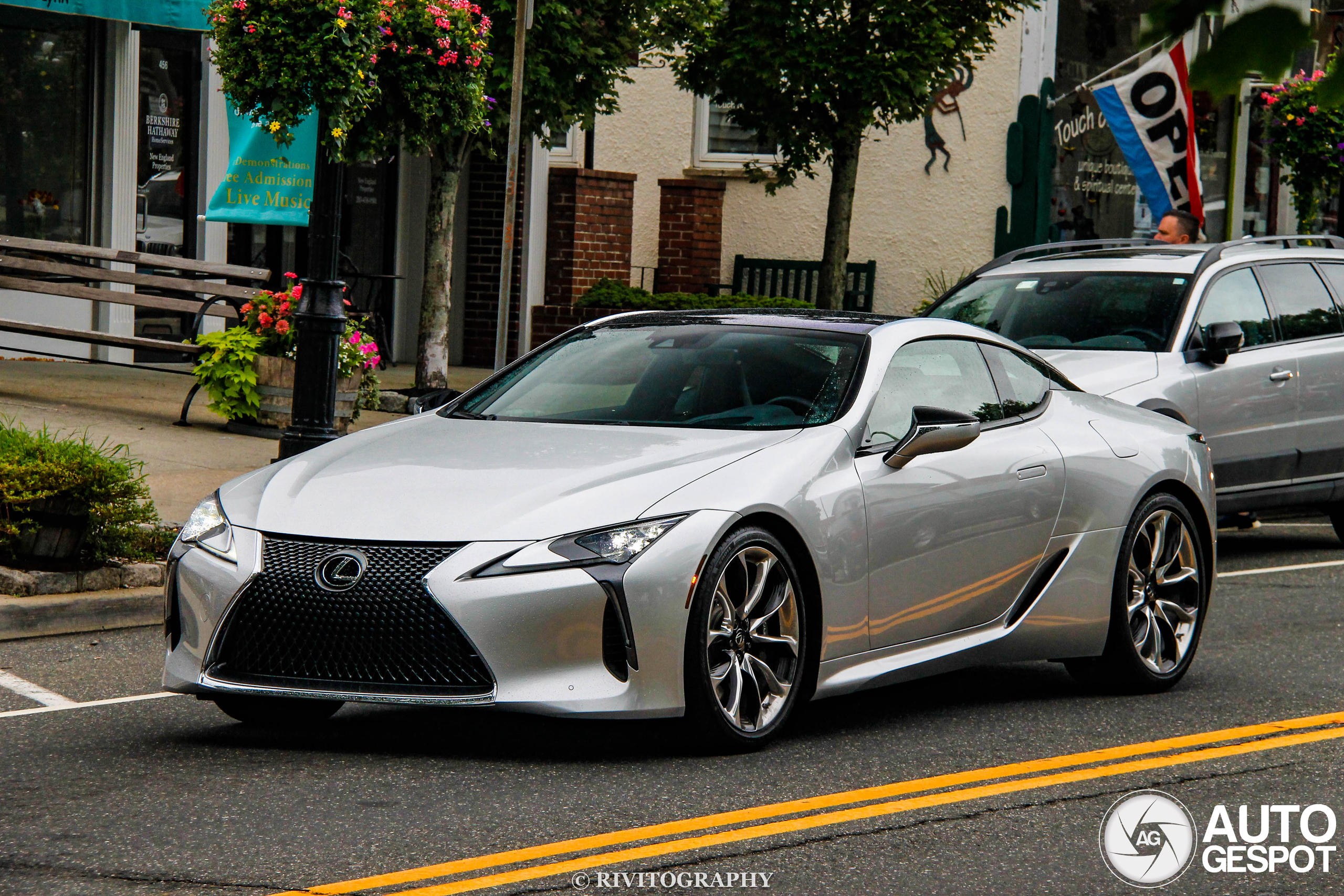 Lexus LC 500 - 24 December 2025 - Autogespot
