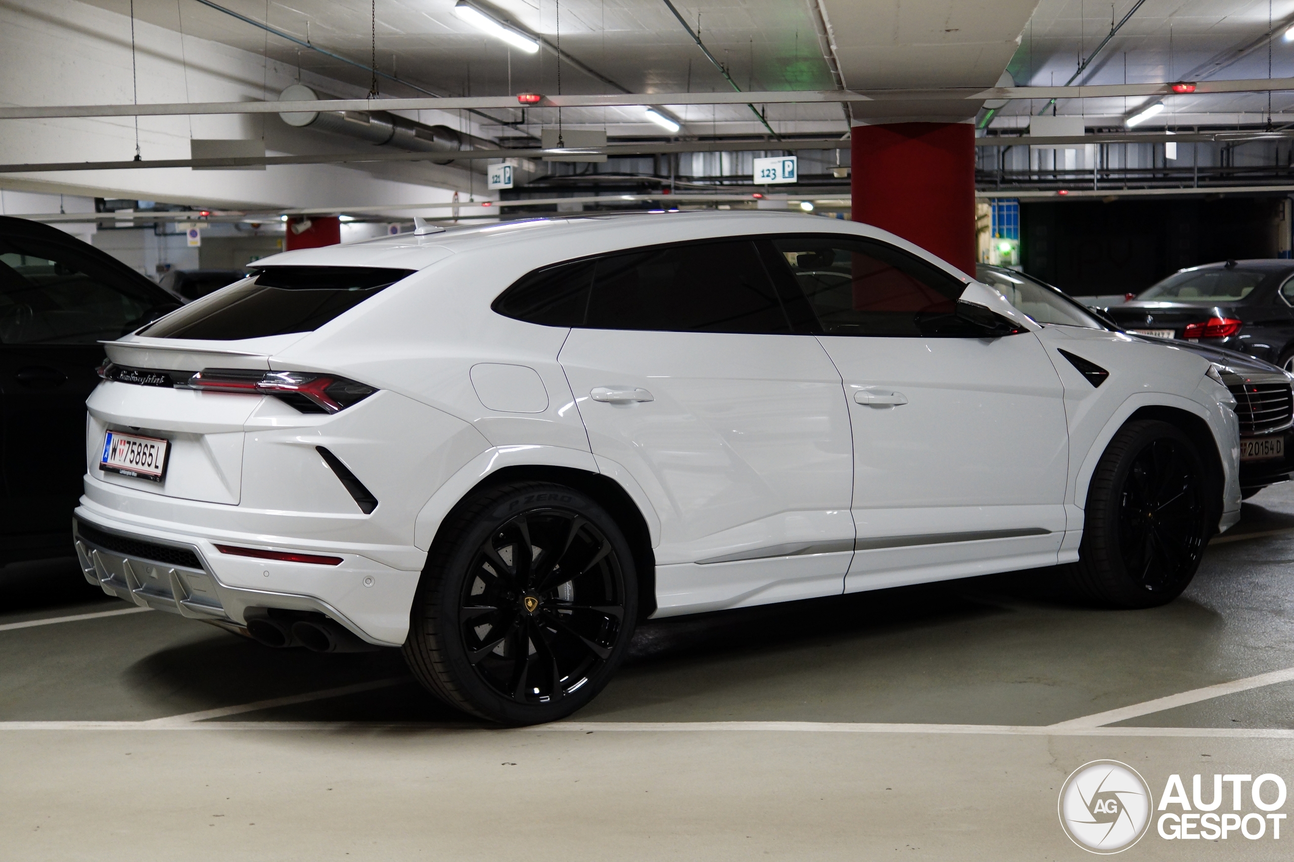 Lamborghini Urus - 25 December 2025 - Autogespot