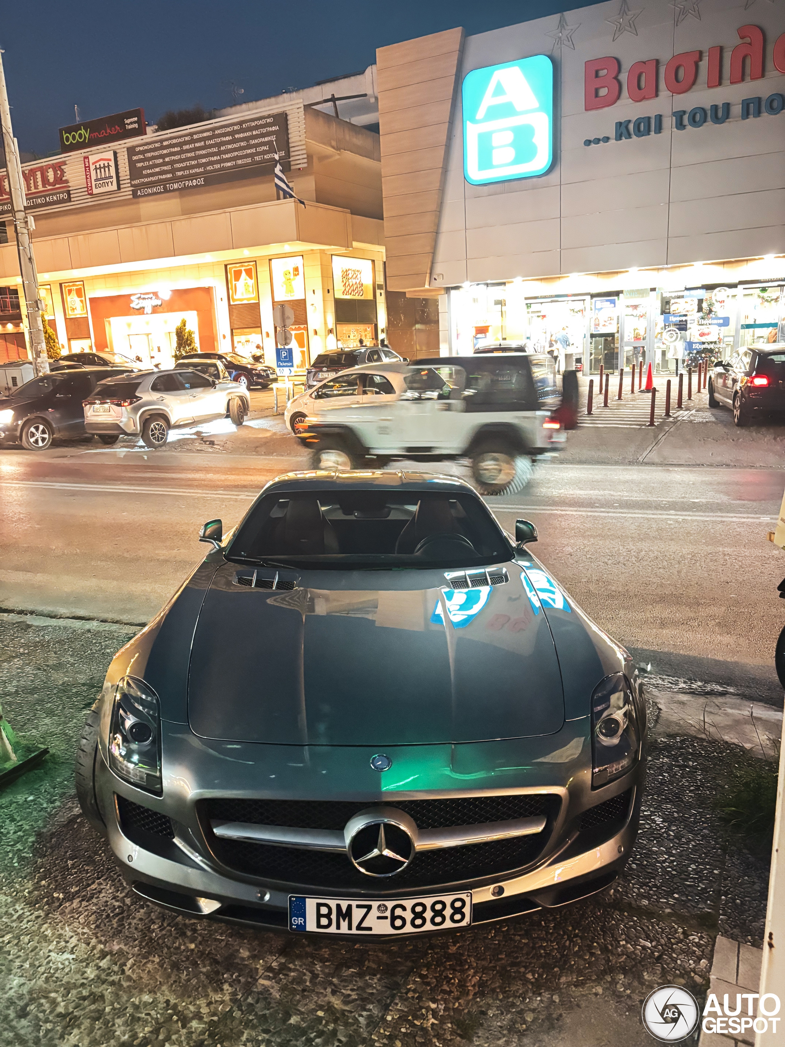 Mercedes-Benz SLS AMG - 26 December 2025 - Autogespot