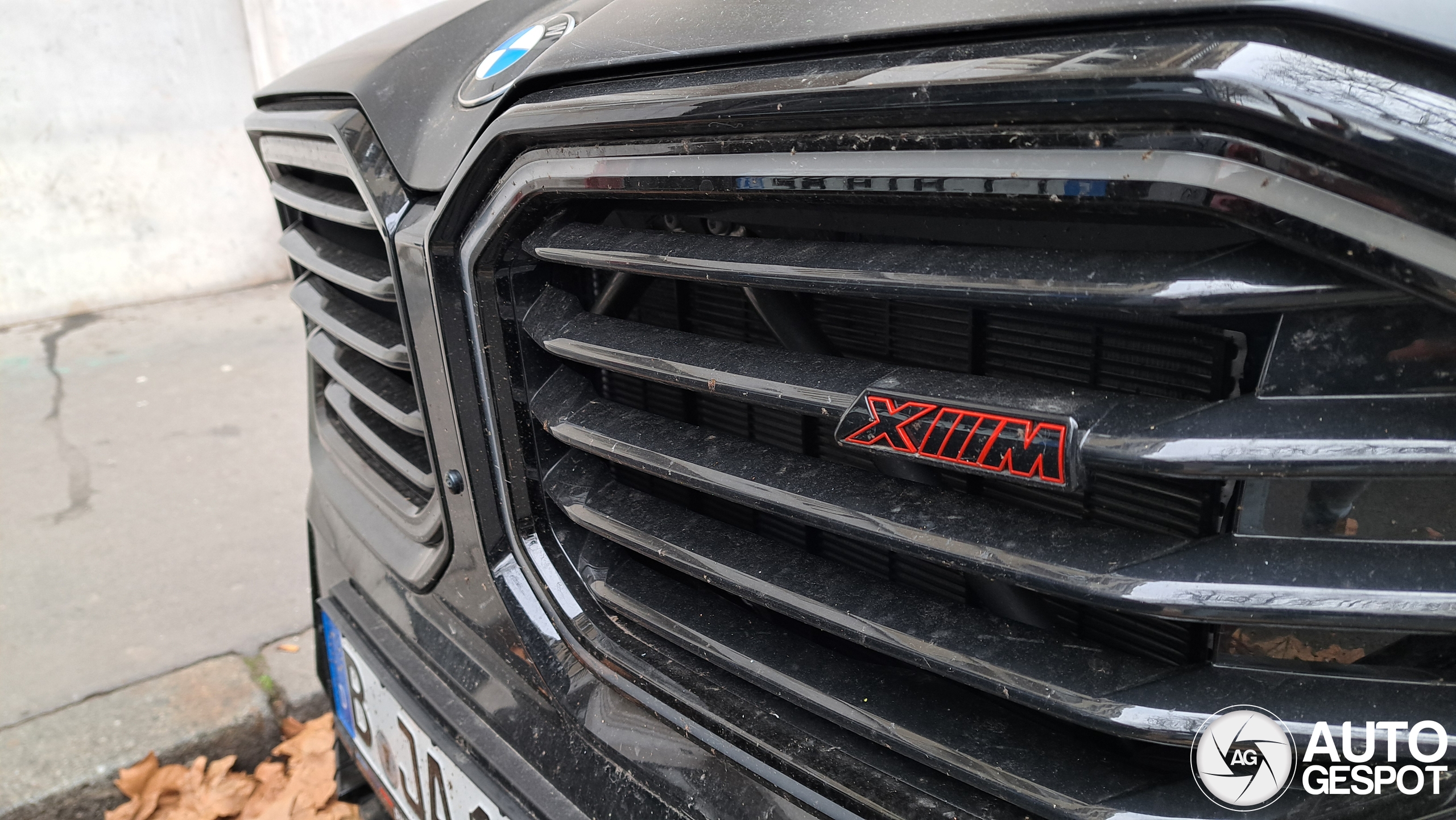 BMW XM G09 Label Red - 27 December 2025 - Autogespot