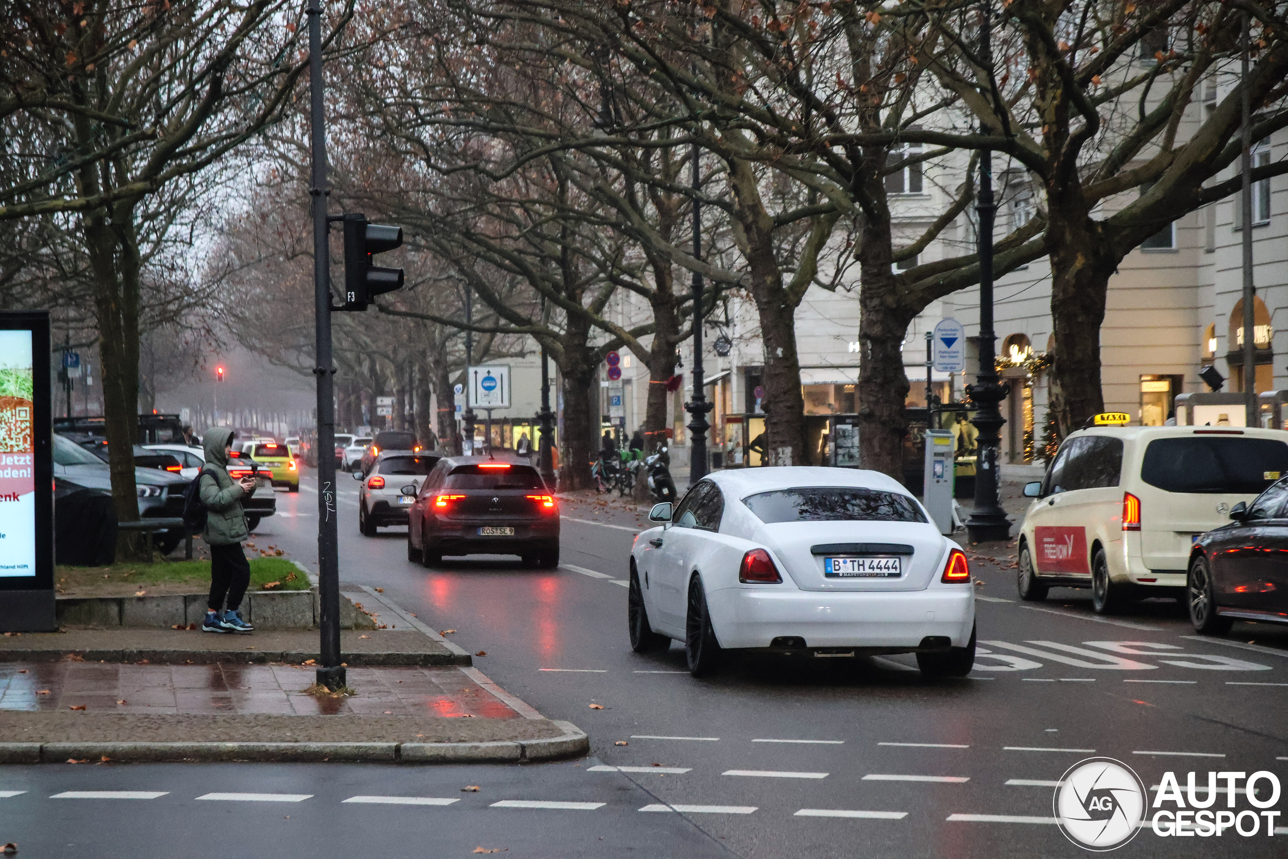 Rolls-Royce Wraith Black Badge - 27 December 2025 - Autogespot