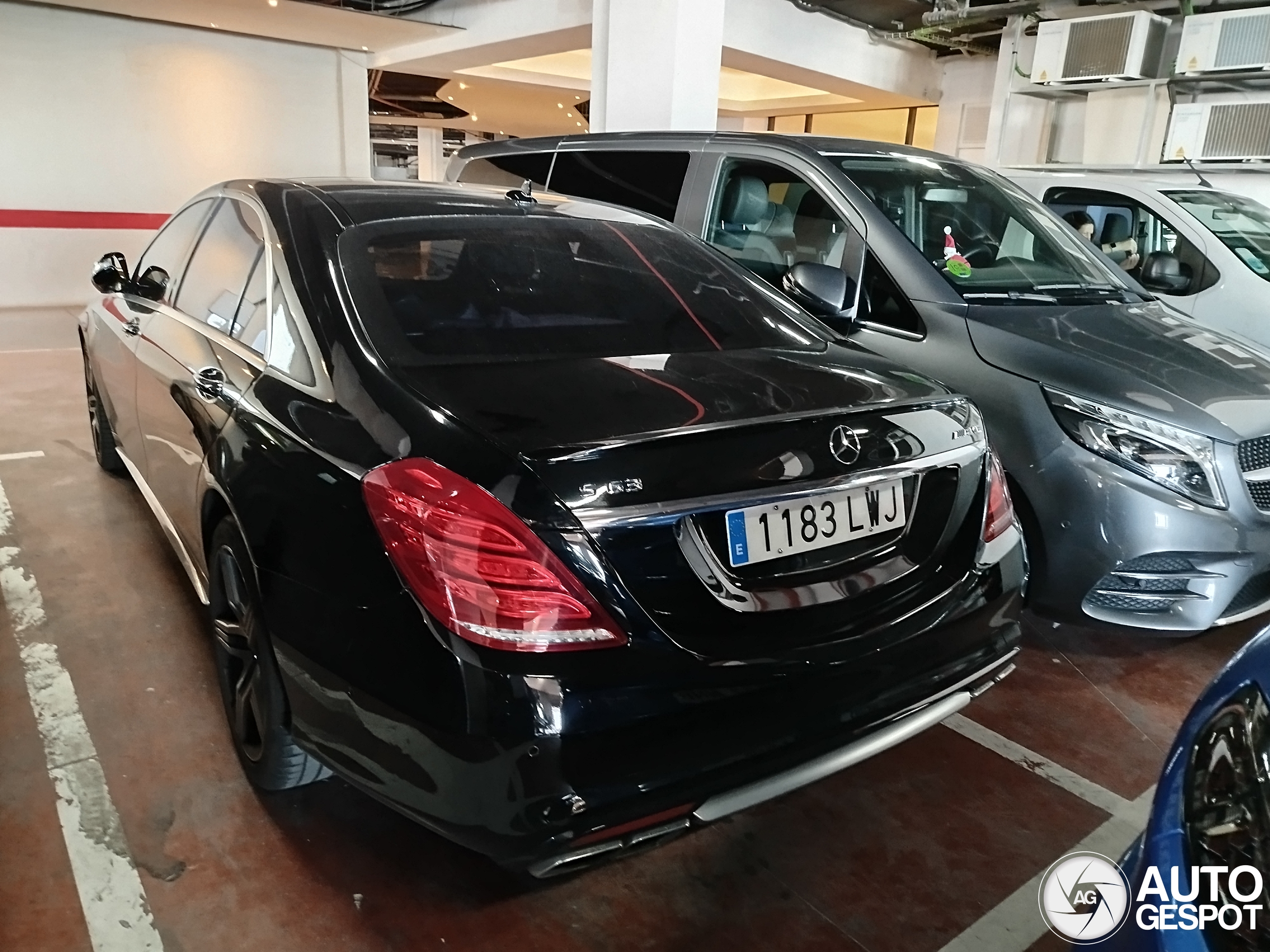 Mercedes-Benz S 63 AMG V222 - 28 December 2025 - Autogespot