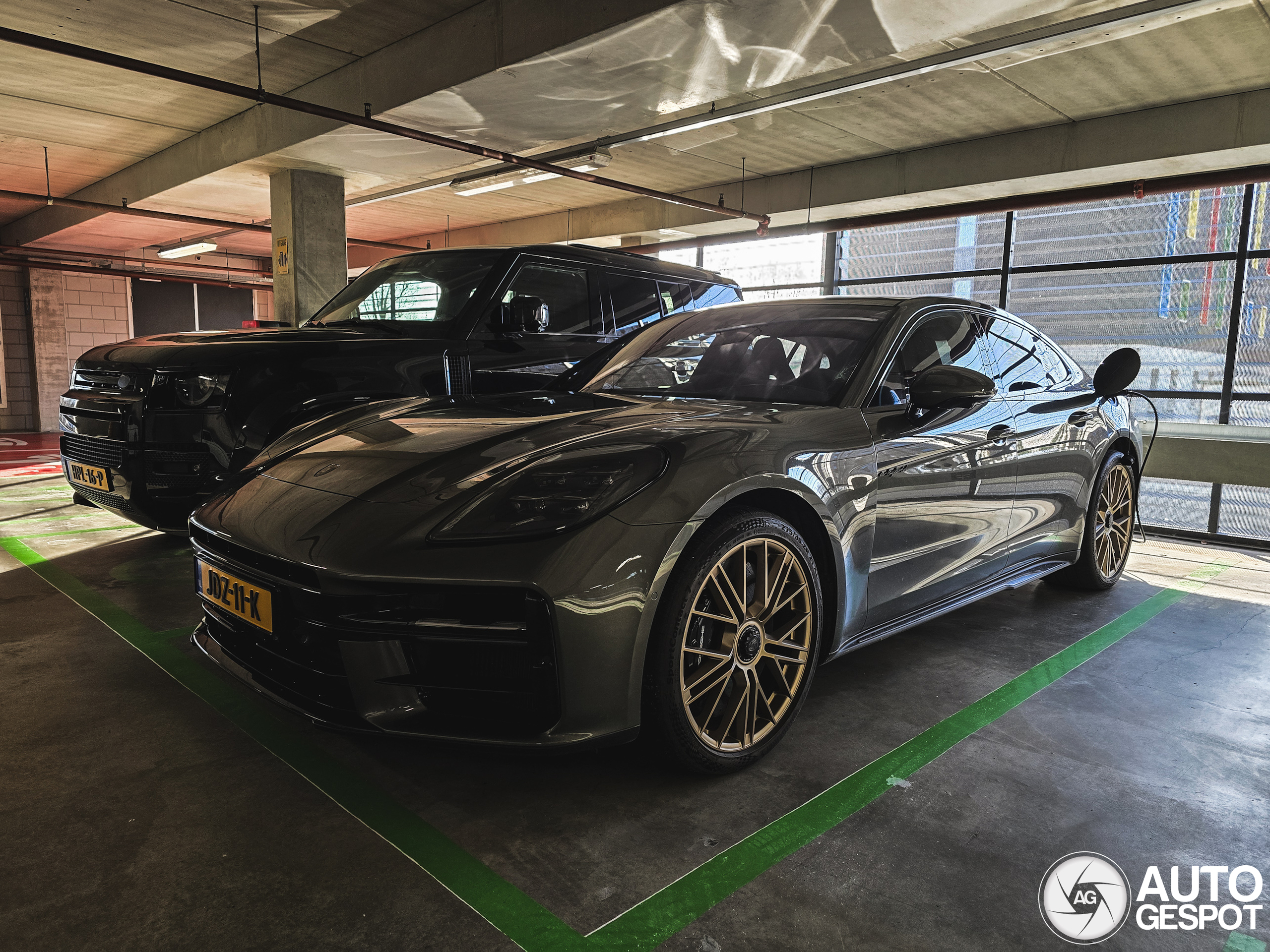 Porsche 972 Panamera Turbo S E-Hybrid - 29 December 2025 - Autogespot