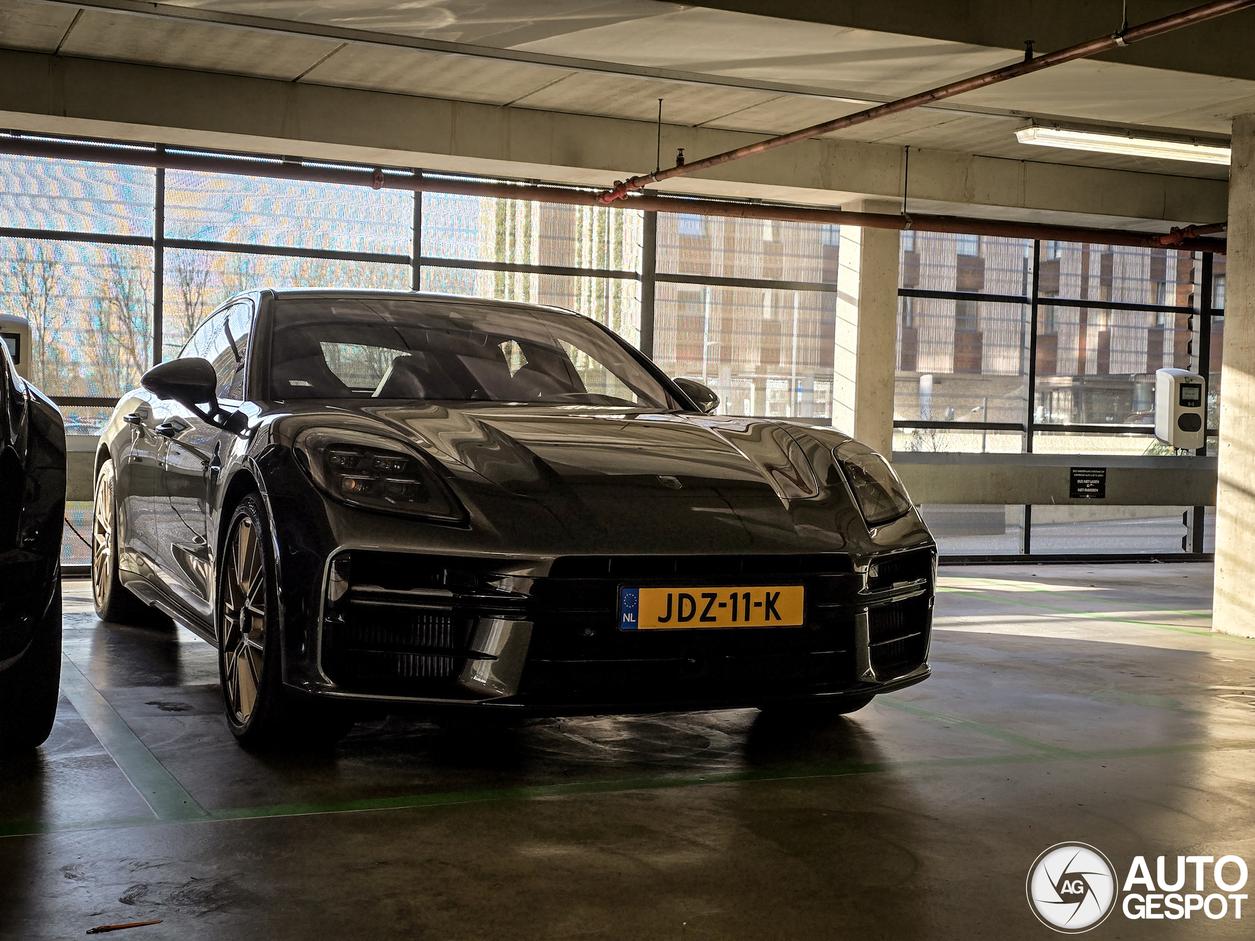 Porsche 972 Panamera Turbo S E-Hybrid - 29 December 2025 - Autogespot