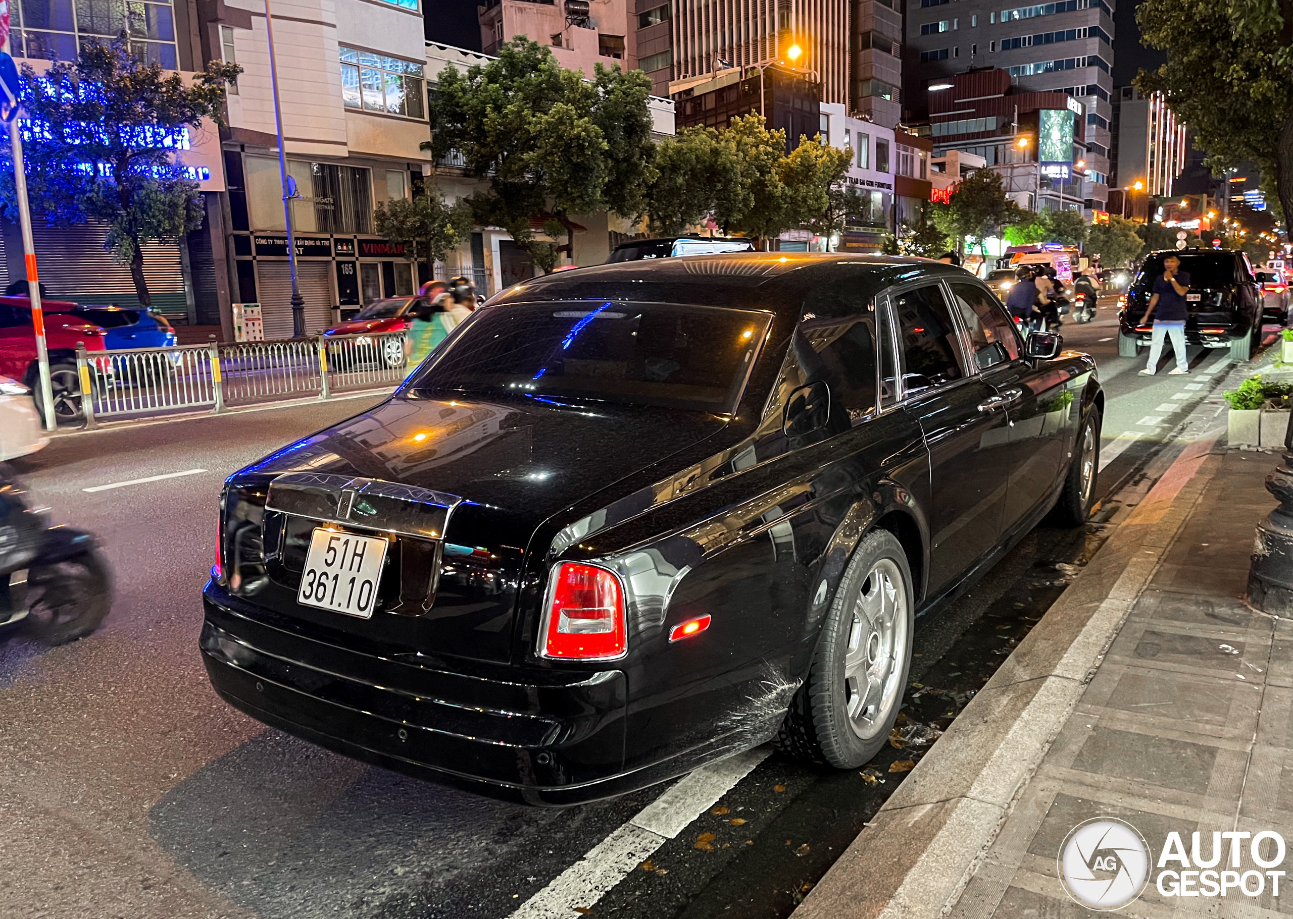 Rolls-Royce Phantom EWB - 30 December 2025 - Autogespot