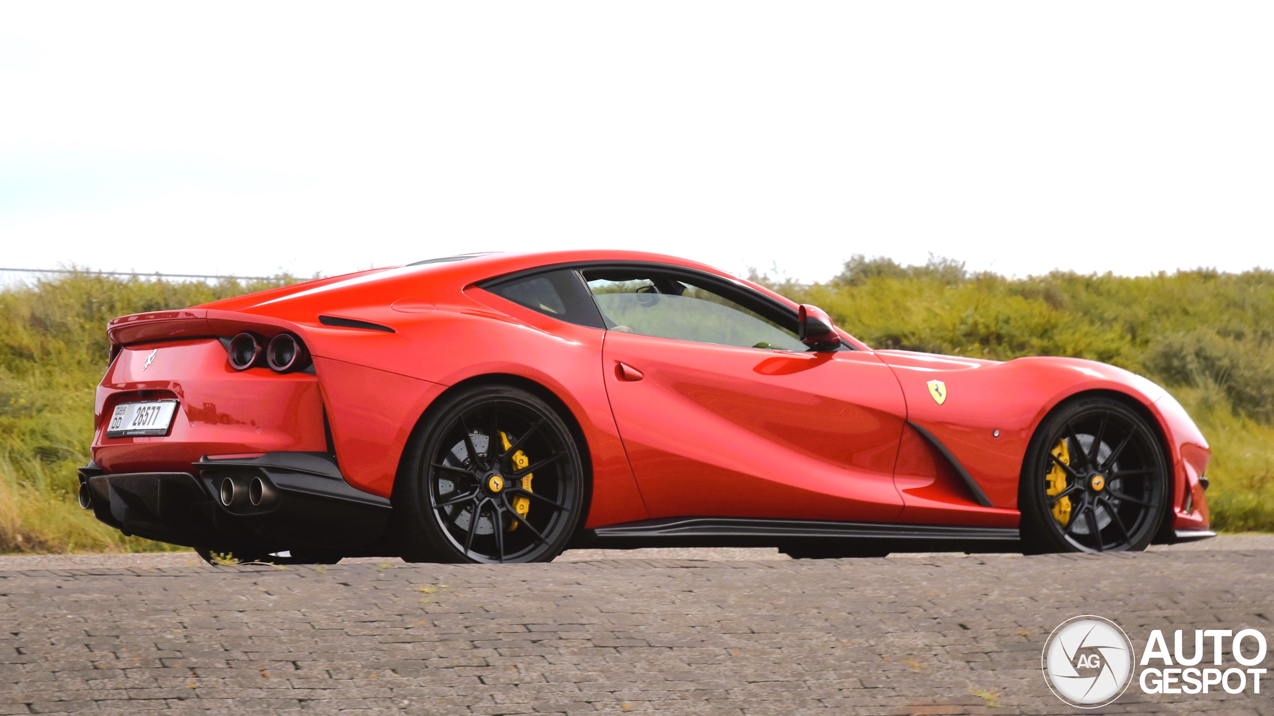 Ferrari 812 Superfast Novitec Rosso - 31 December 2025 - Autogespot