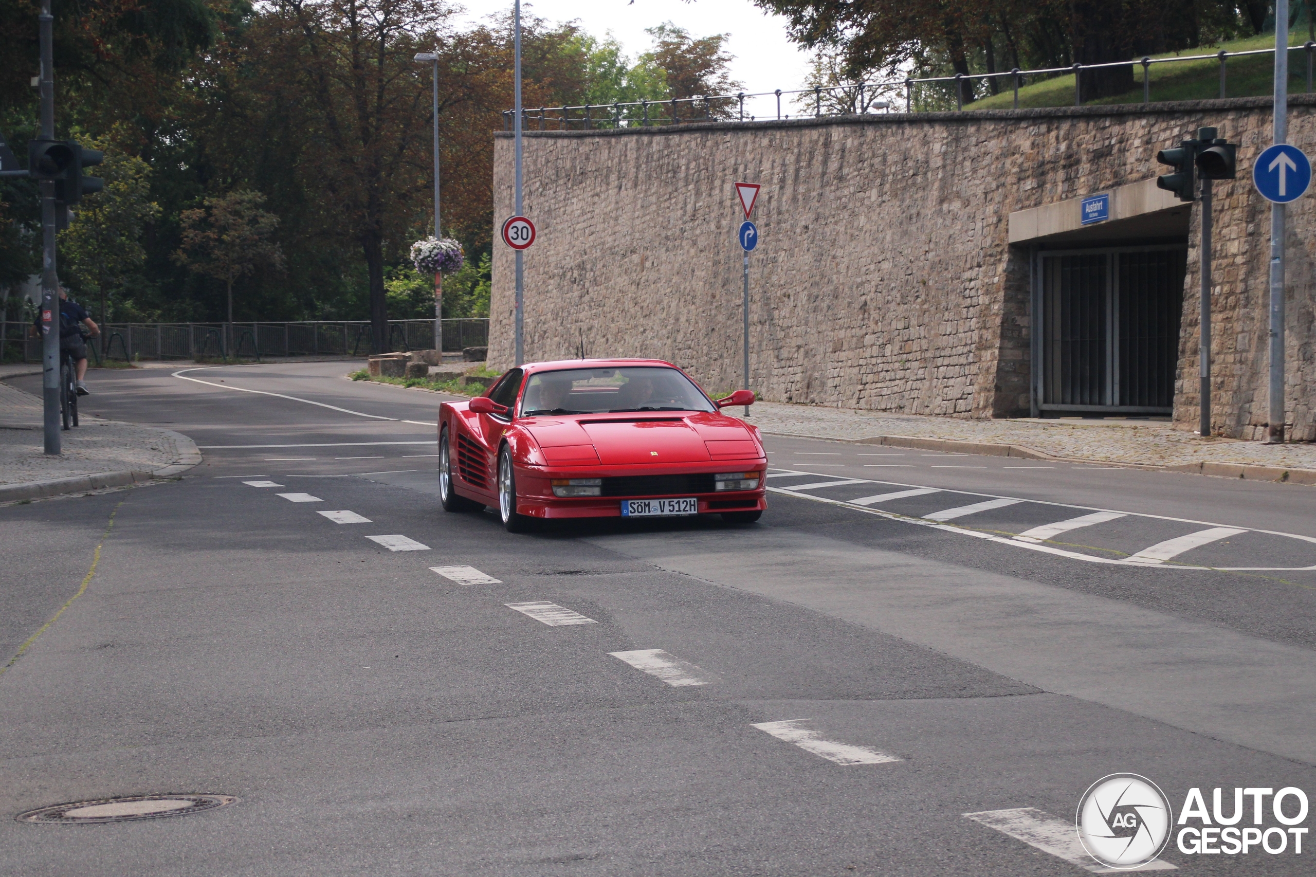 Ferrari Testarossa - 31 December 2025 - Autogespot