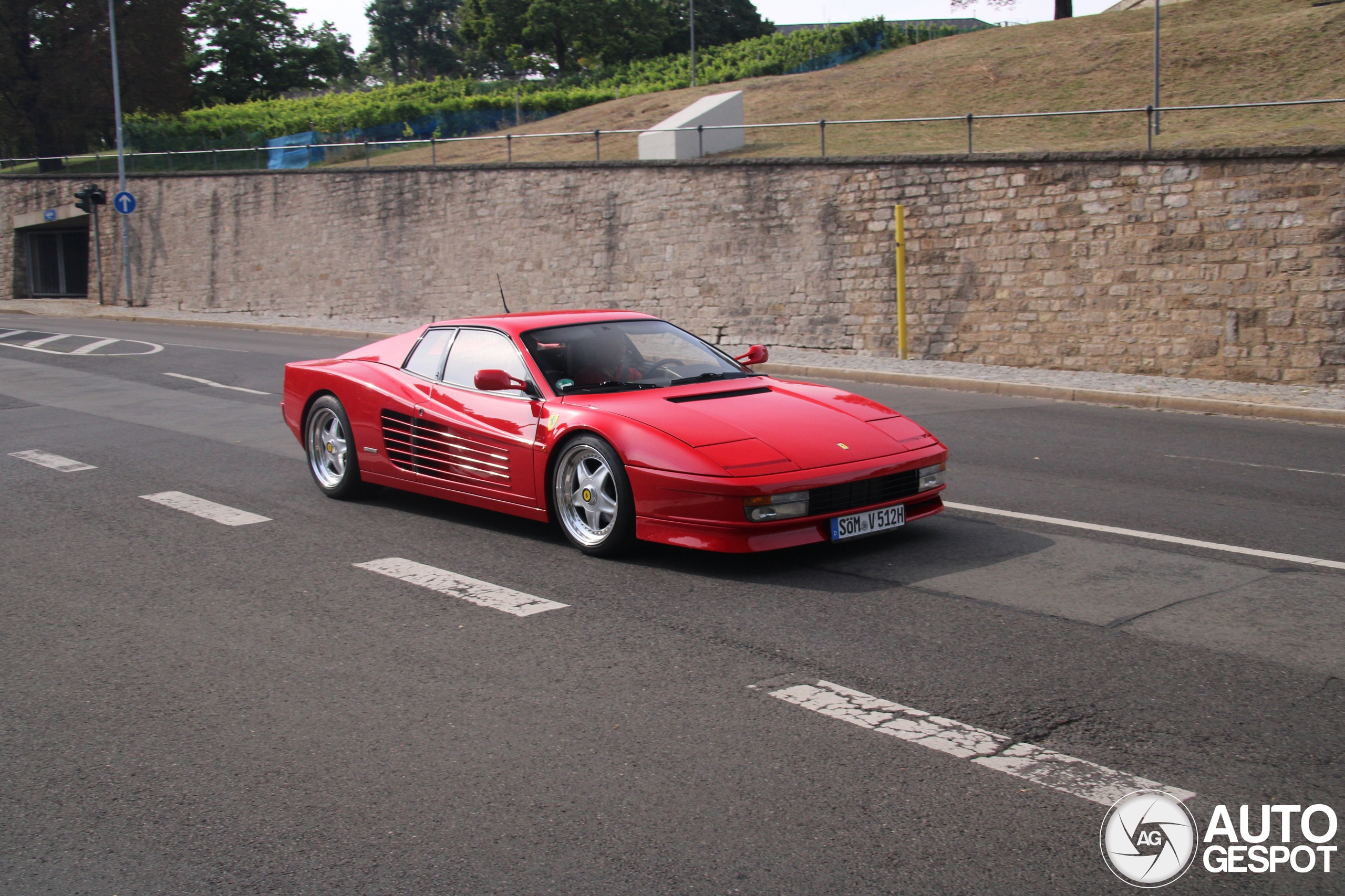 Ferrari Testarossa - 31 December 2025 - Autogespot