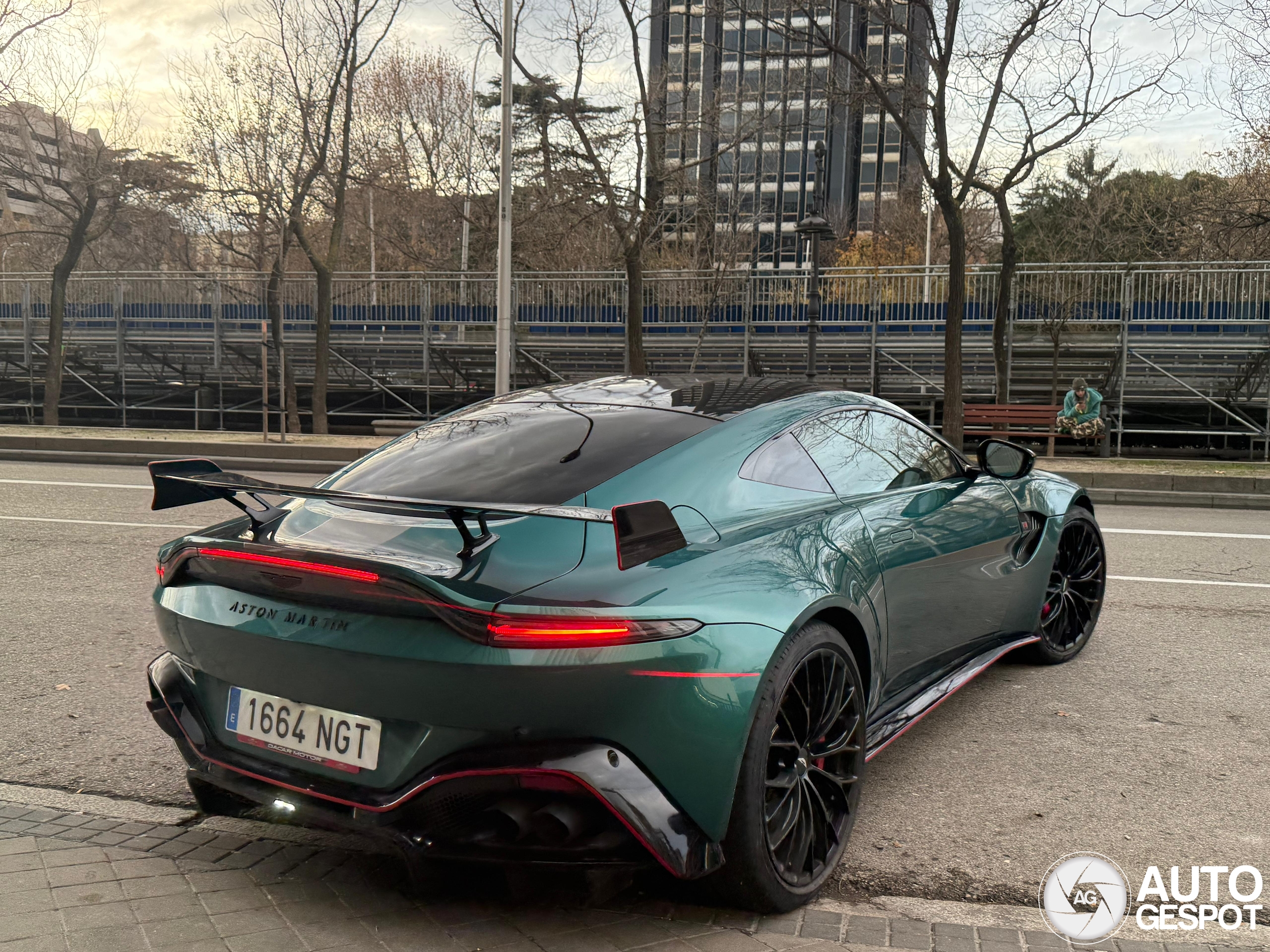 Aston Martin V8 Vantage Formula 1 Edition - 03 January 2026 - Autogespot